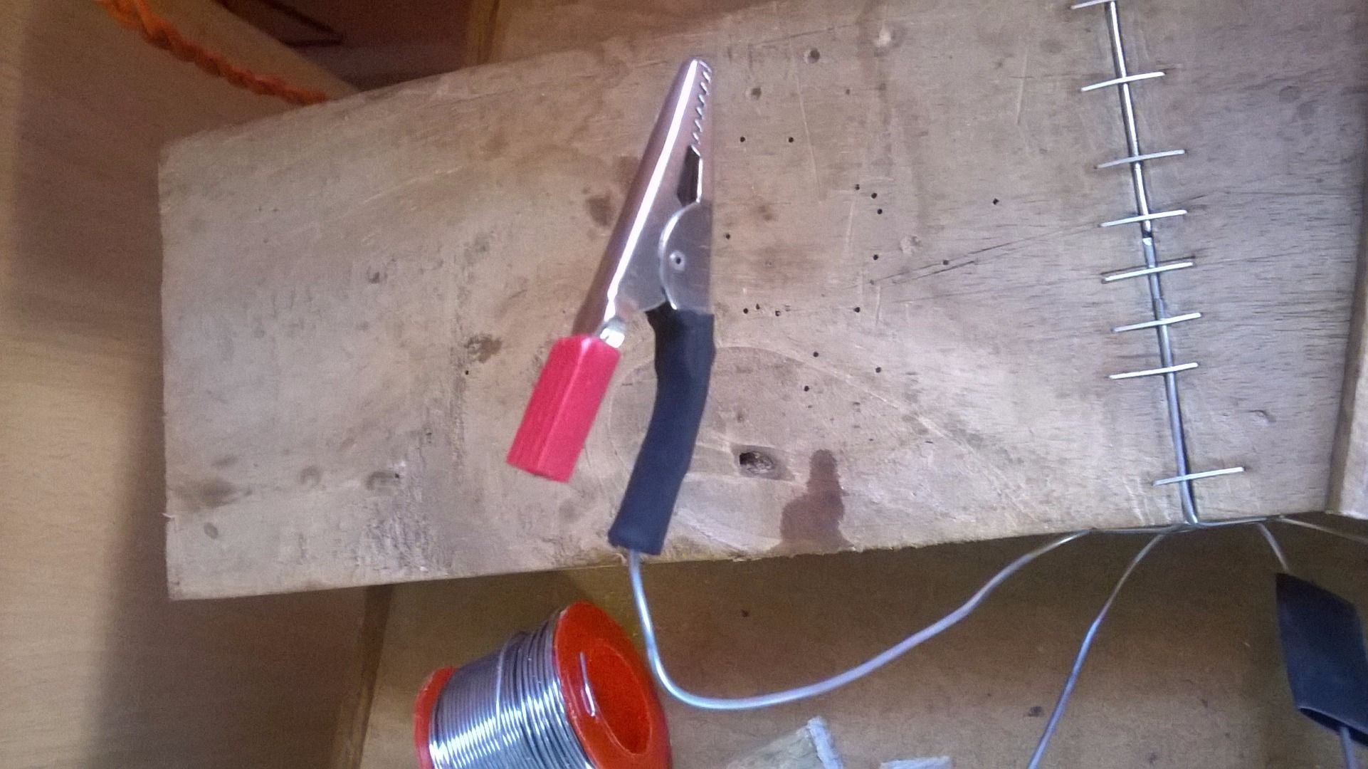 EXTRA HANDS FOR SOLDERING - OCTOPUS : 15 Steps (with Pictures ...