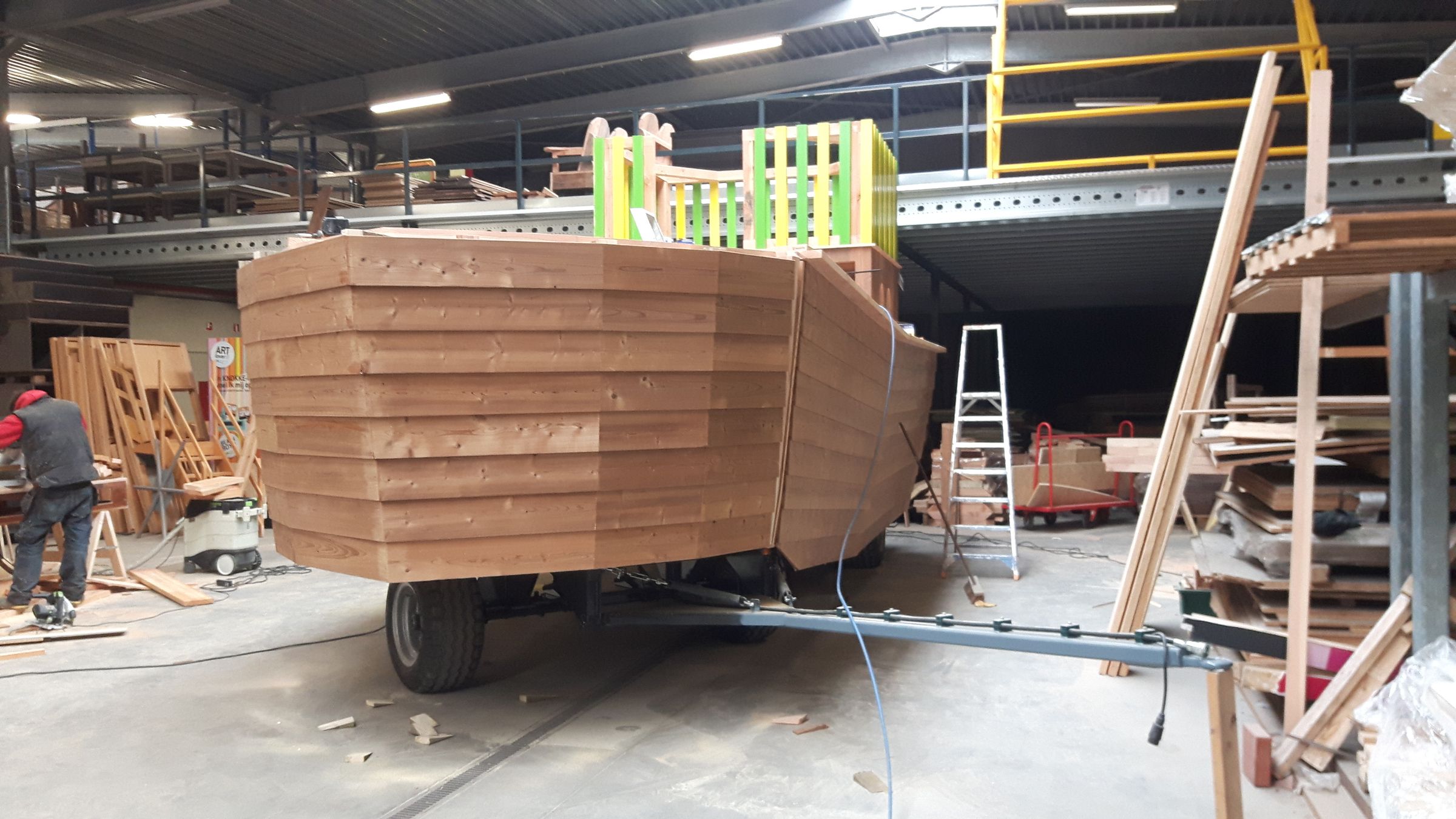 Reclaimed Wooden Boat Parade Car : 8 Steps (with Pictures) - Instructables