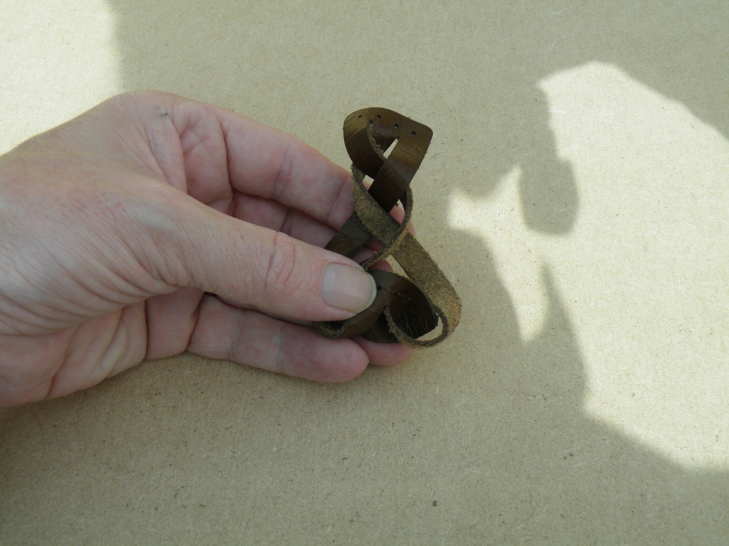 Plaited Leather Woggle : 8 Steps (with Pictures) - Instructables