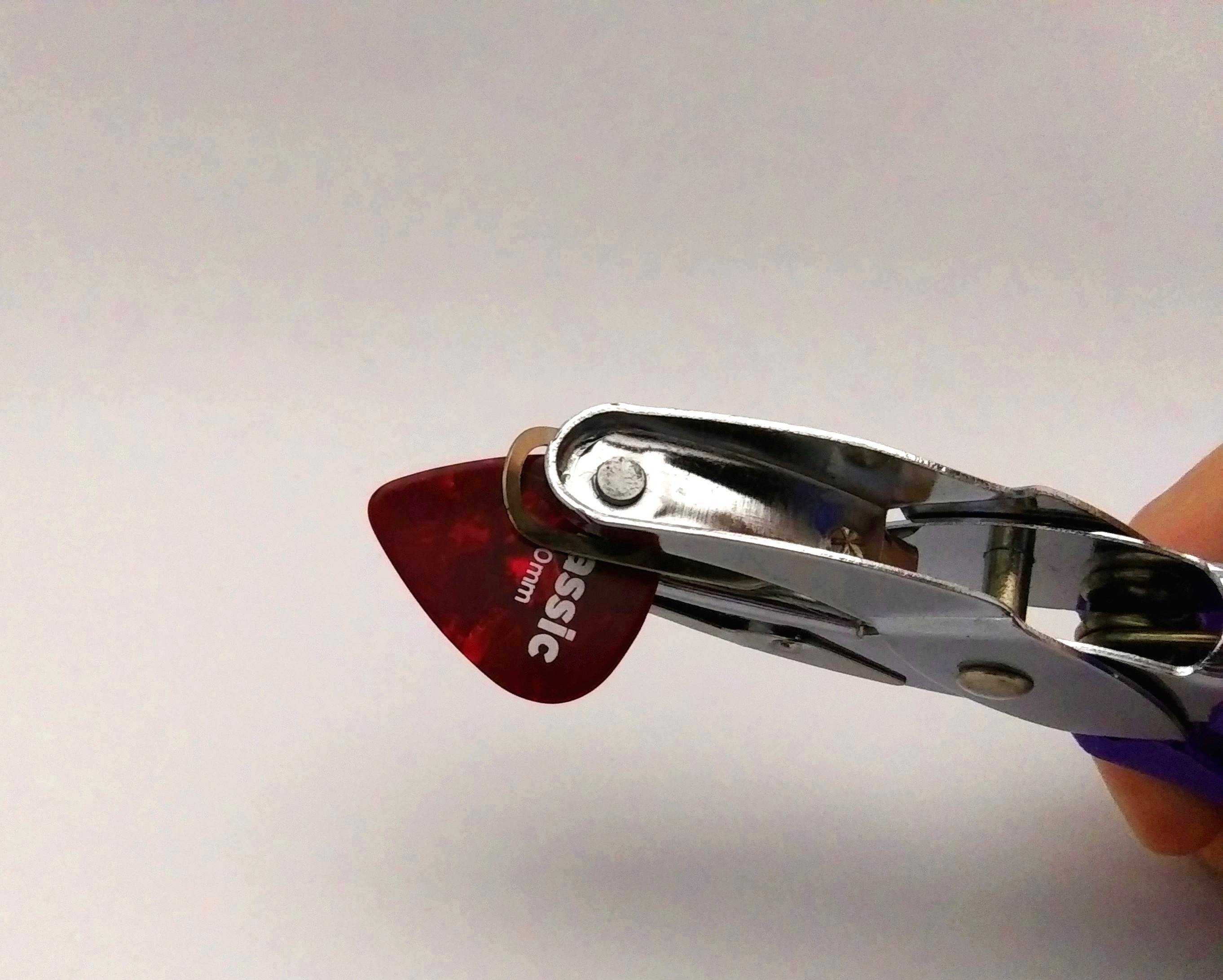 Ready to Play: Detachable Guitar Pick Jewelry : 6 Steps (with Pictures ...