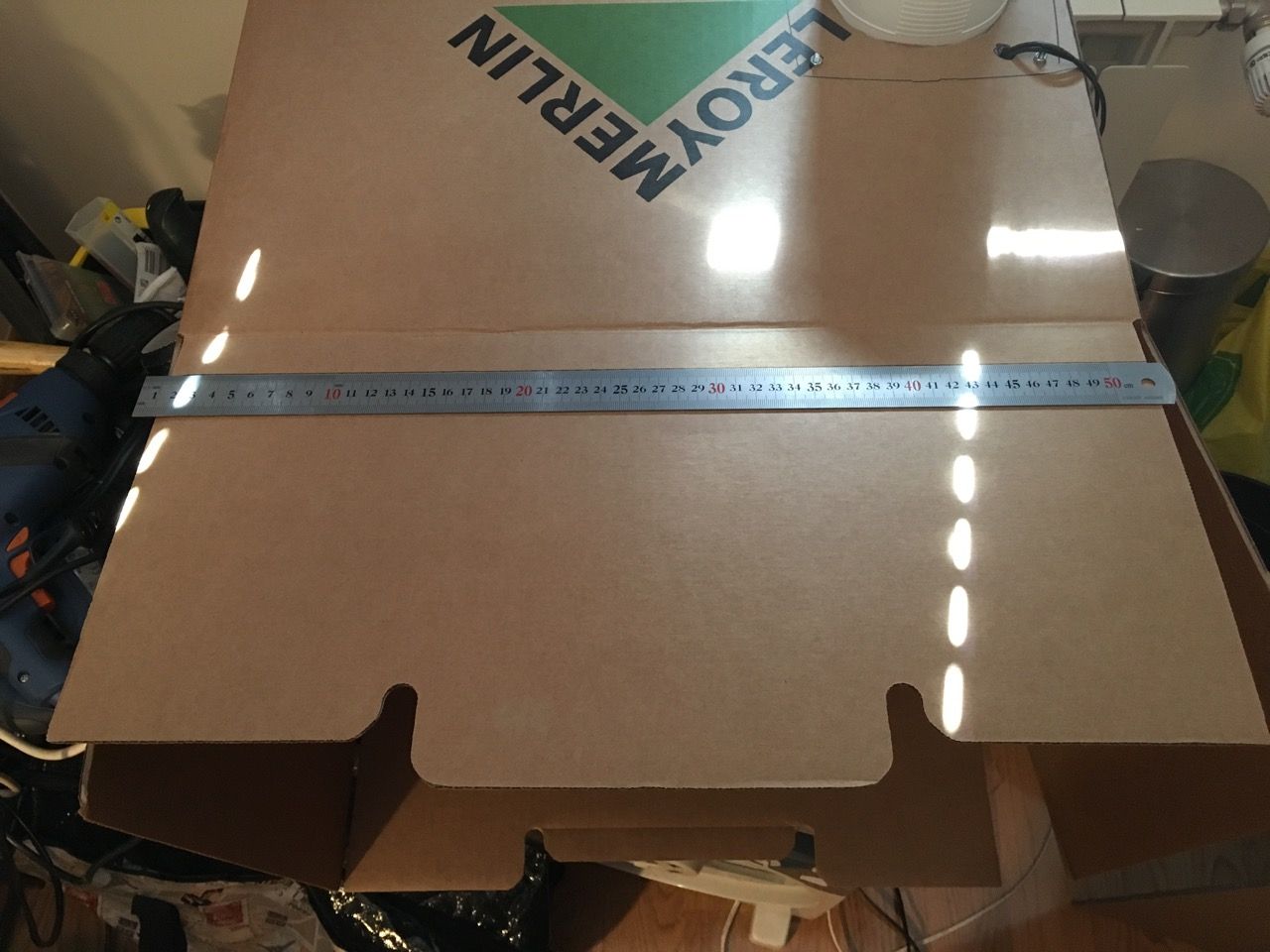 Cheap Cardboard Paint Booth : 6 Steps (with Pictures) - Instructables