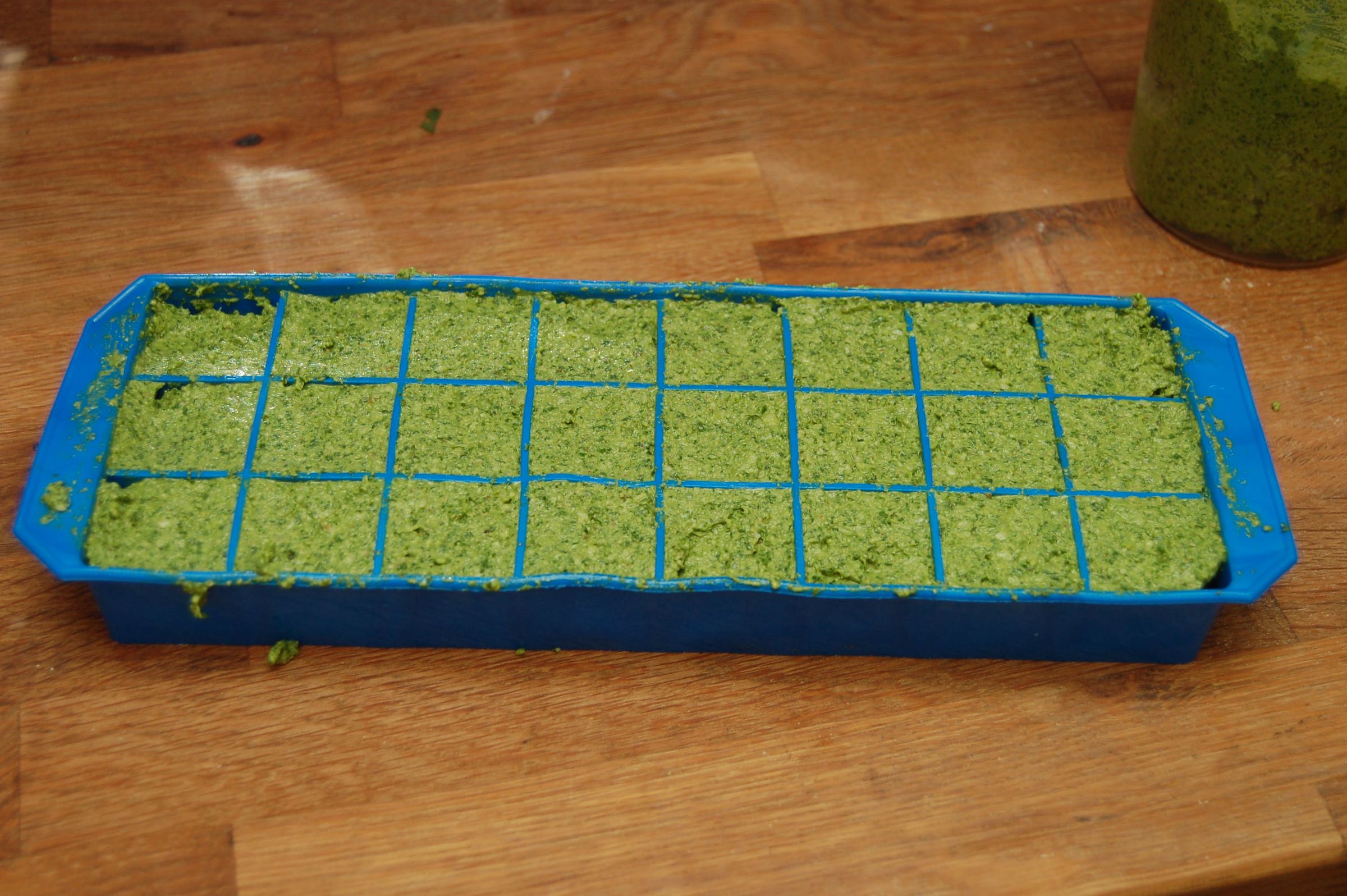 Basil, Rocket and Walnut Pesto - Instructables