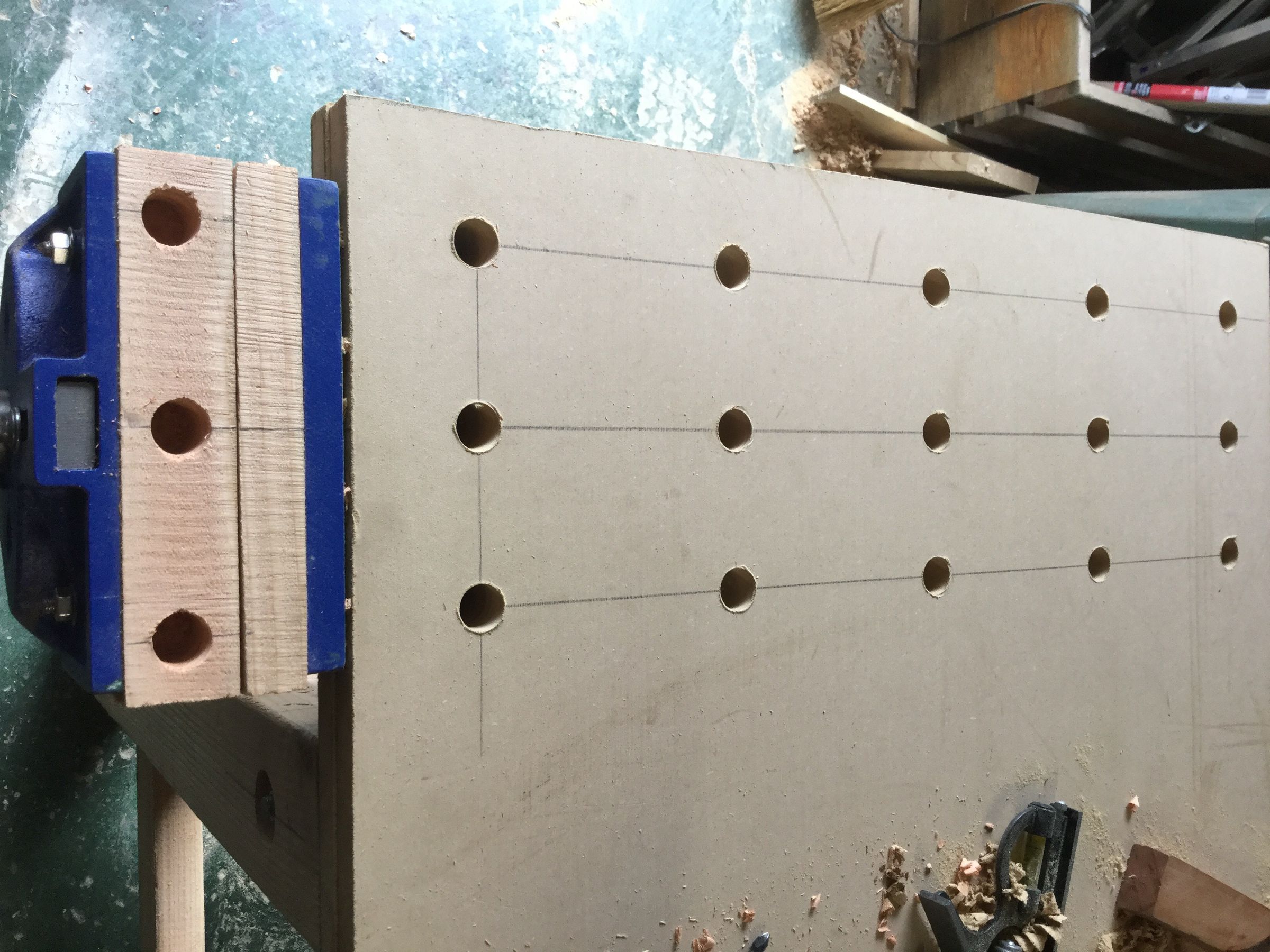Sturdy Workbench : 12 Steps (with Pictures) - Instructables