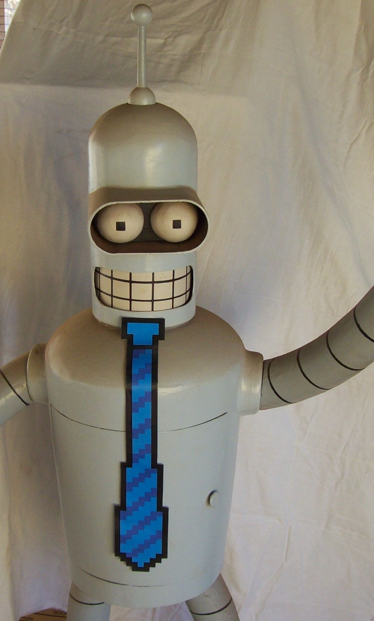 Bender From Futurama - 87% Iron, 100% Cool (with Pictures) - Instructables