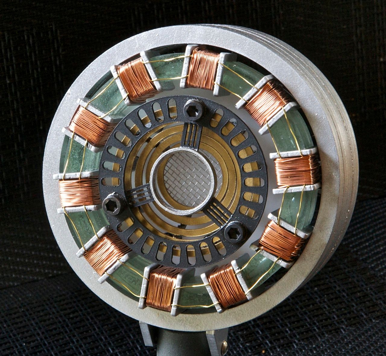 Mk.1 Arc Reactor Replica : 9 Steps (with Pictures) - Instructables