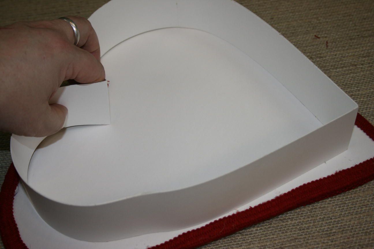 Make a Heart-shaped Gift Box for Valentine's Day! : 11 Steps (with ...