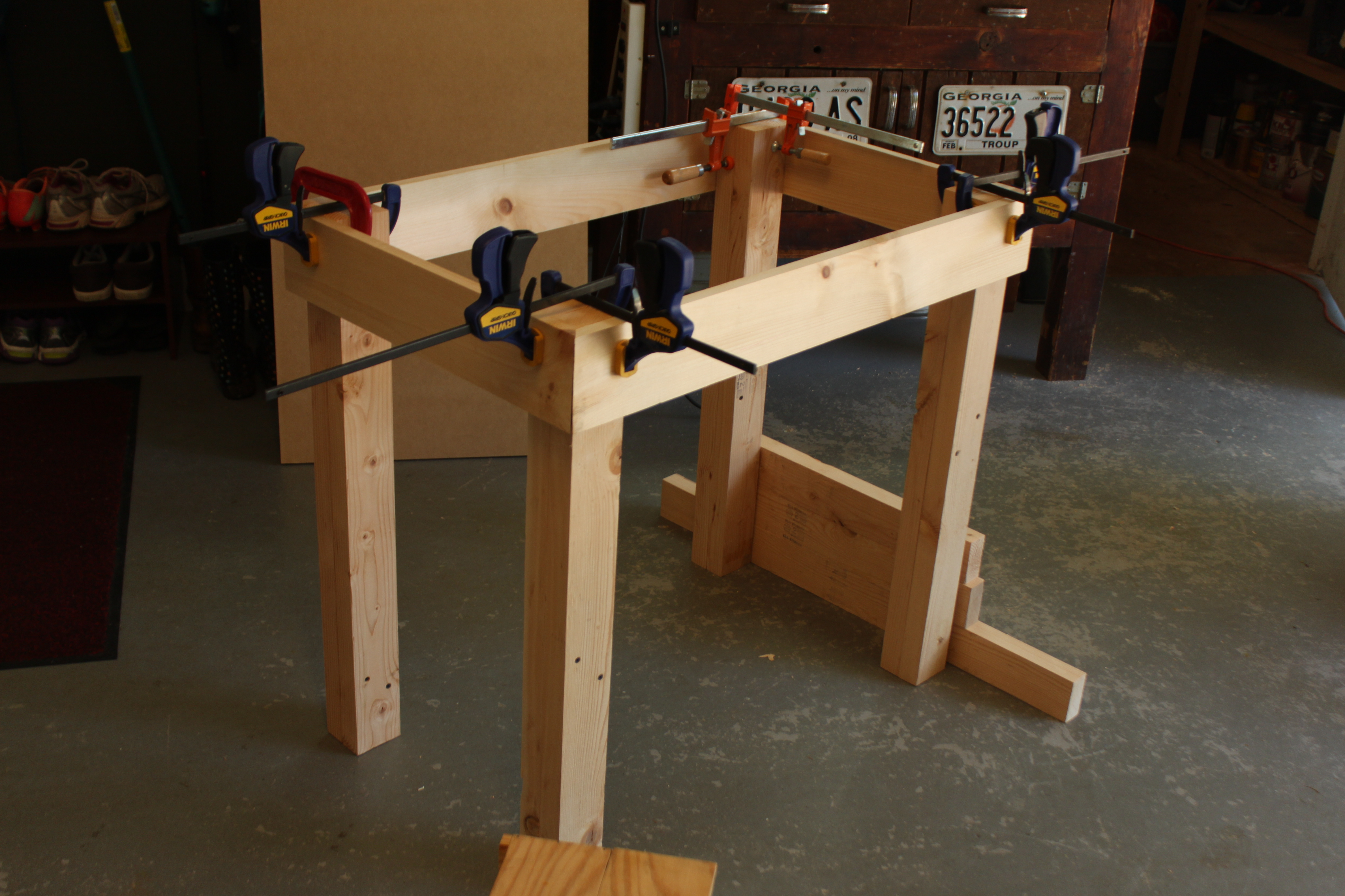 Collapsible Workbench : 11 Steps (with Pictures) - Instructables