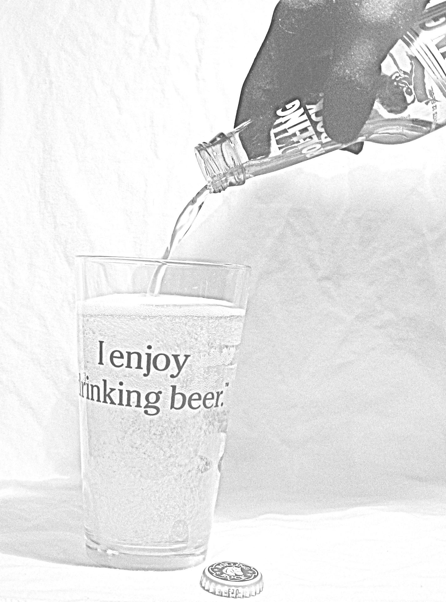 How to Pour Beer - Bottle and Draught (aka Draft or Tap) : 8 Steps ...