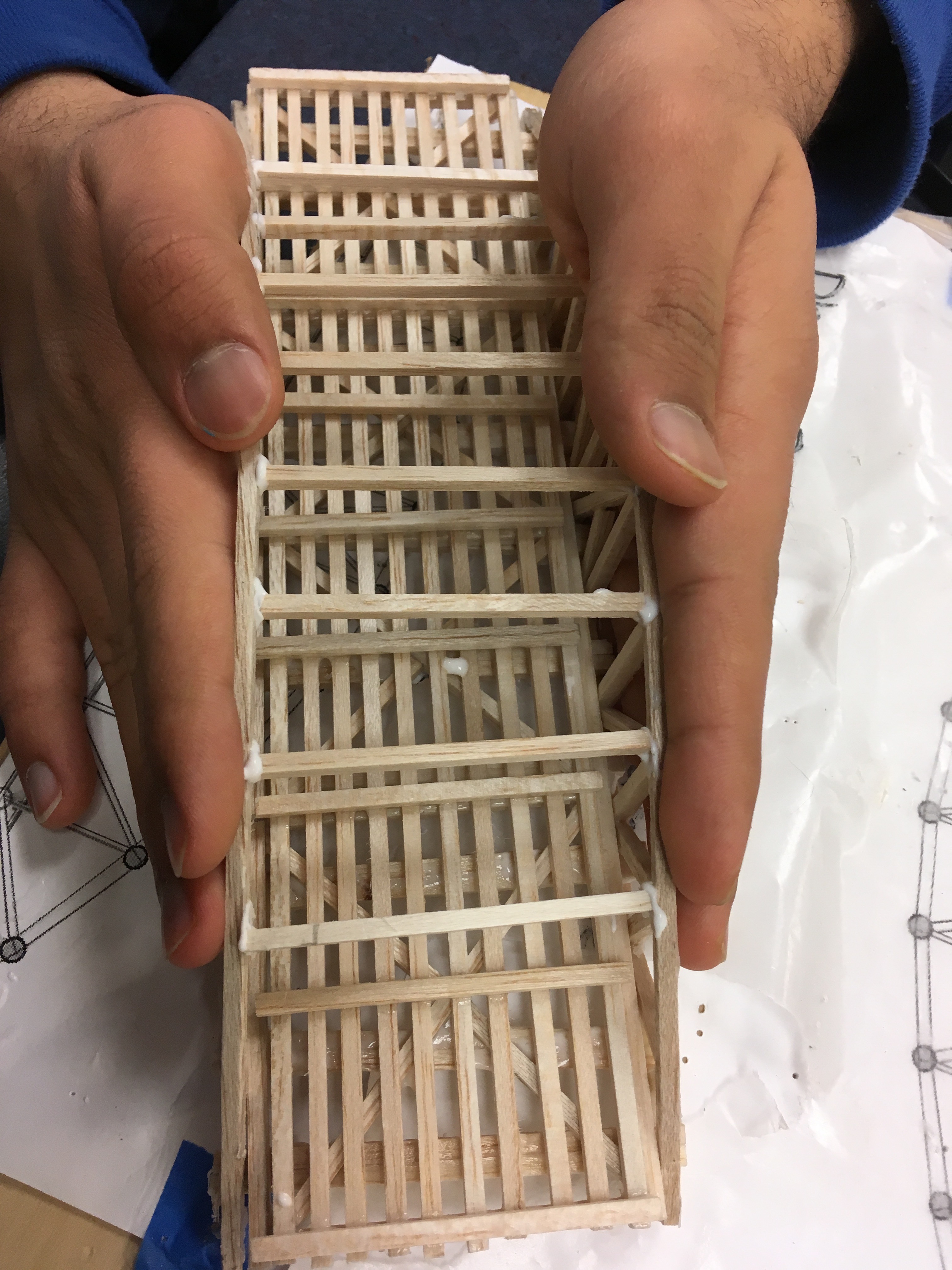 Arch Truss Bridge : 7 Steps (with Pictures) - Instructables