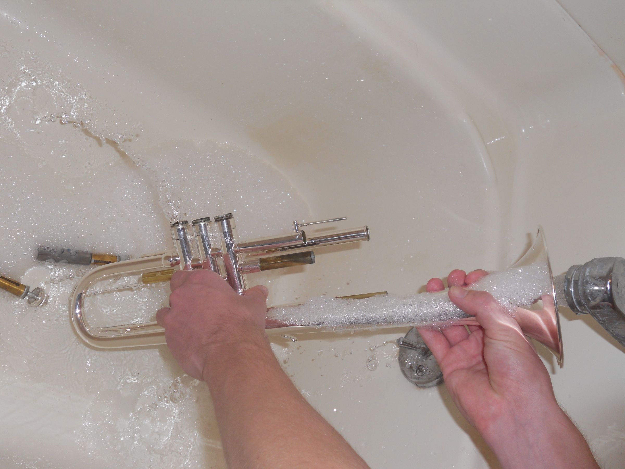 How to Clean a Trumpet : 13 Steps - Instructables