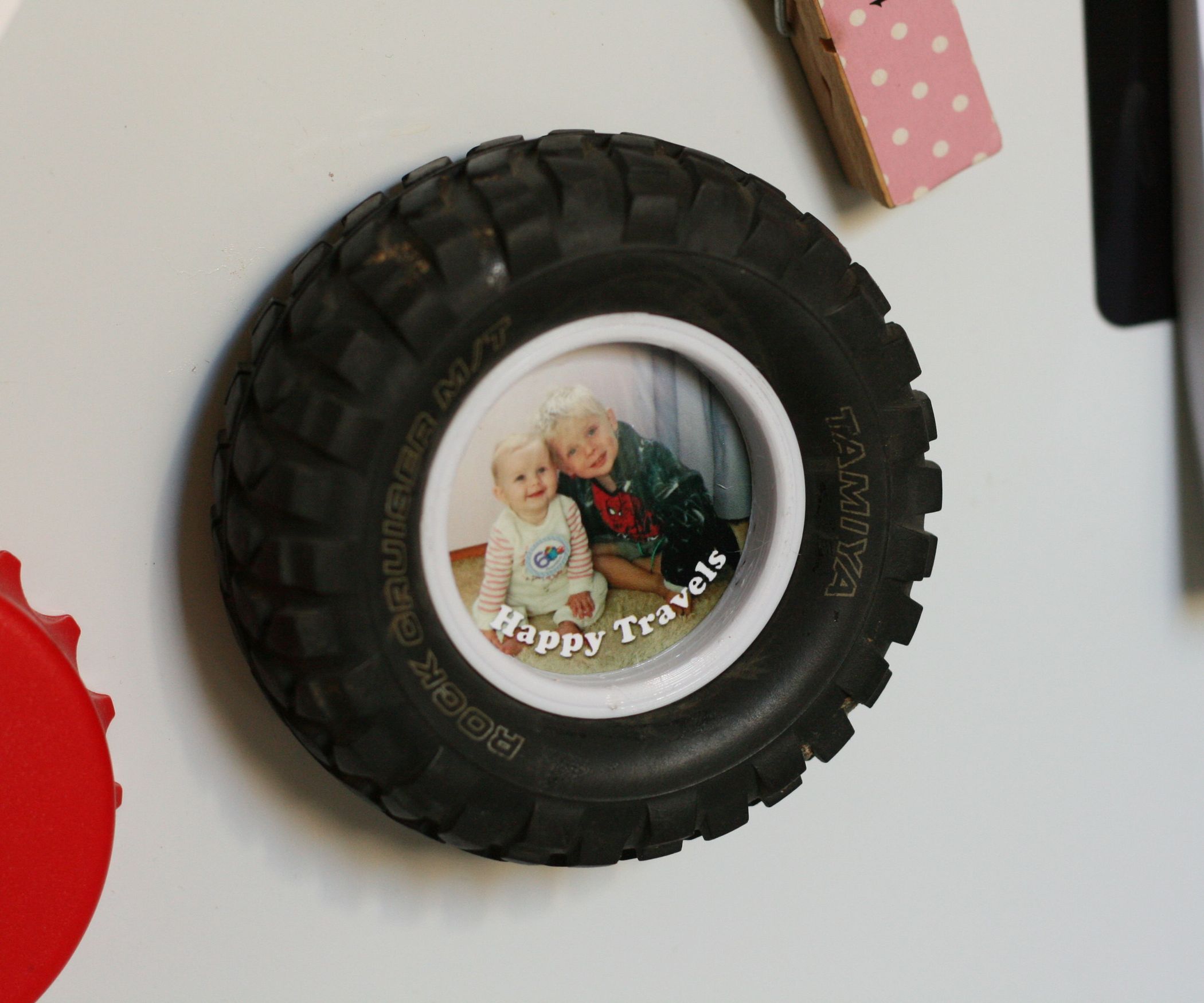 RC Tyre Magnetic Picture Frame : 3 Steps (with Pictures) - Instructables