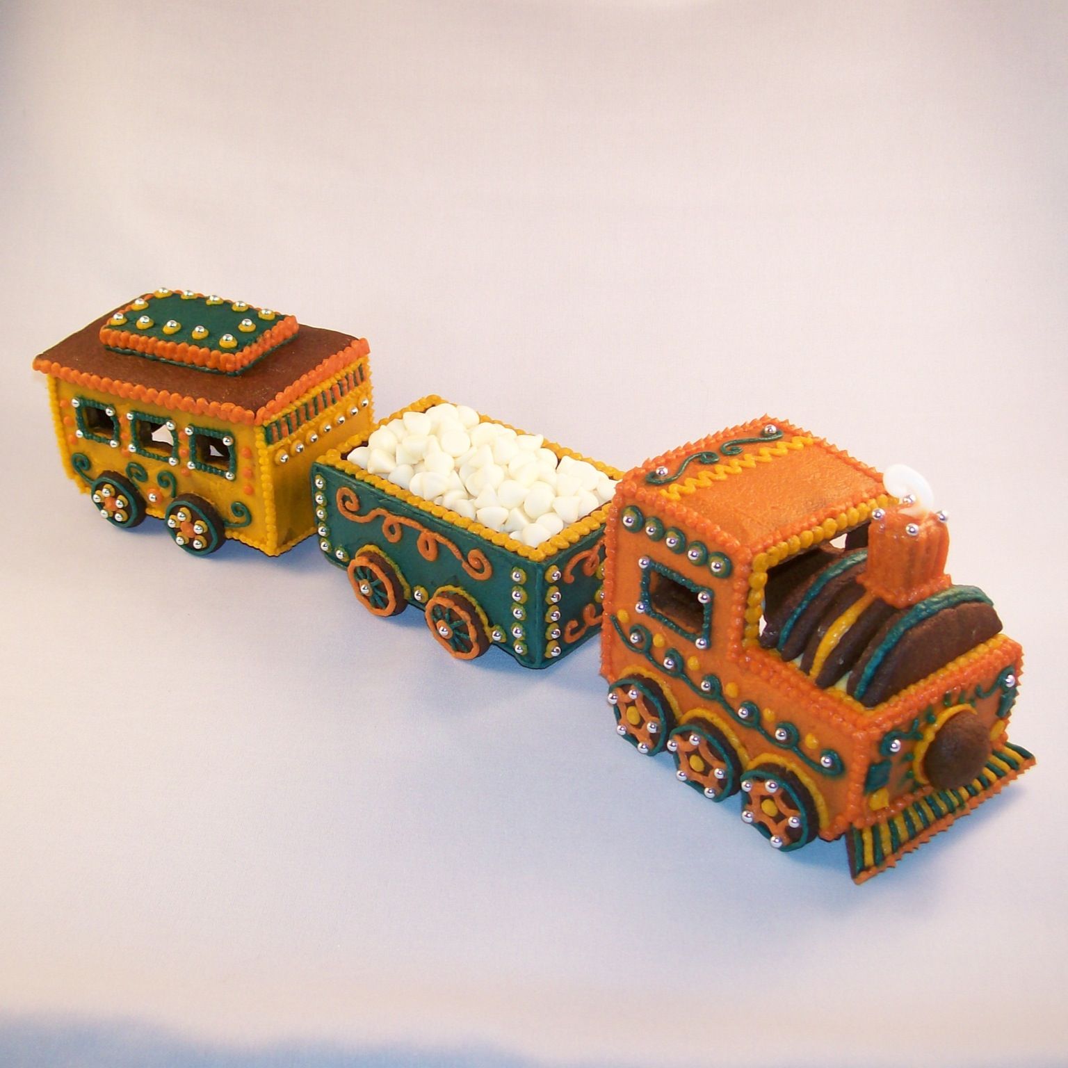 Moving Gingerbread Train Cookie : 6 Steps (with Pictures) - Instructables