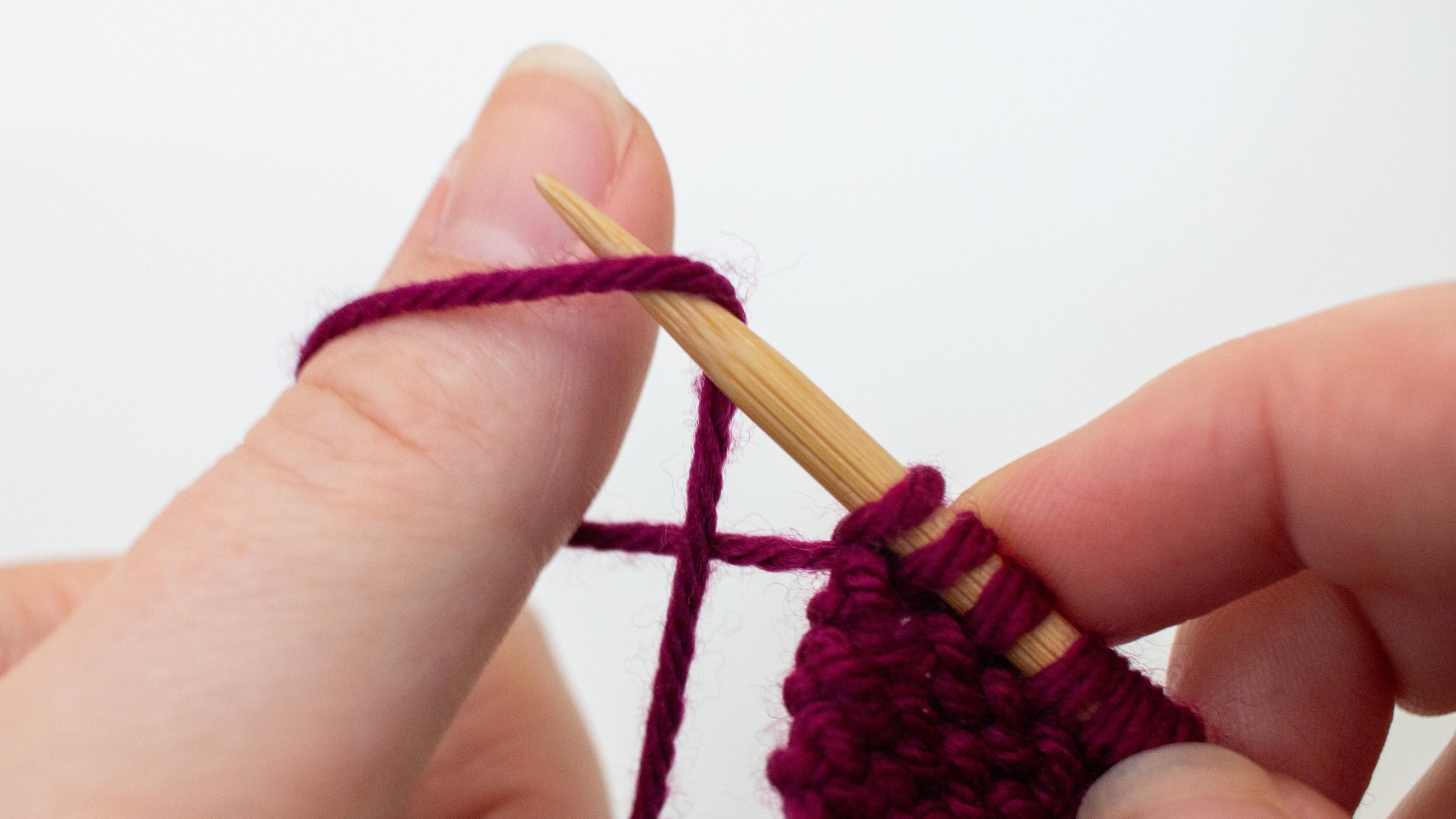 Backward Loop Cast on Knitting Tutorial : 5 Steps (with Pictures) - Instructables