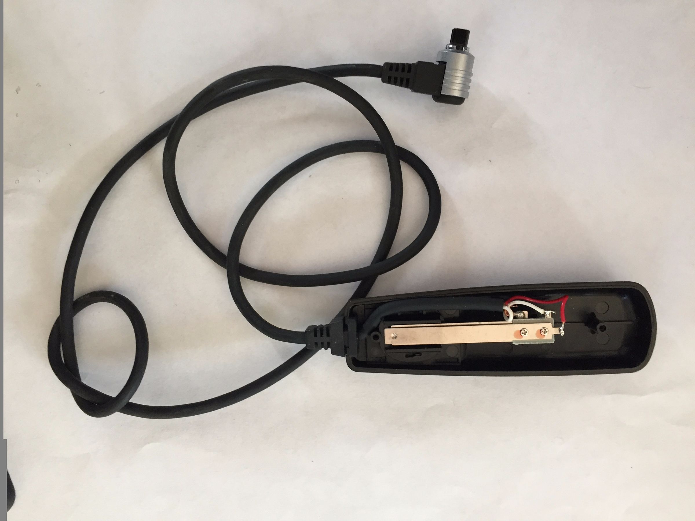 Simple PIR DSLR Camera Trap : 8 Steps (with Pictures) - Instructables
