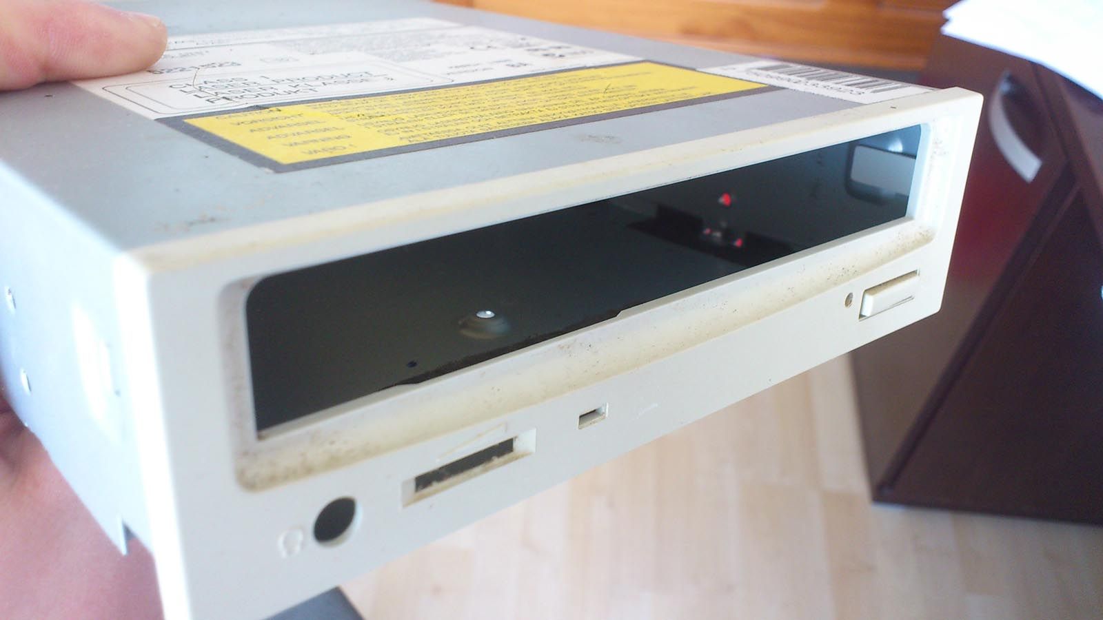 Computer Case Thermometer : 3 Steps - Instructables