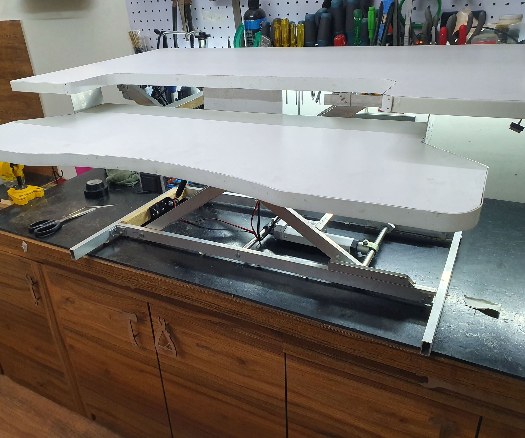 Electric Sit Stand Desk Converter : 7 Steps (with Pictures) - Instructables