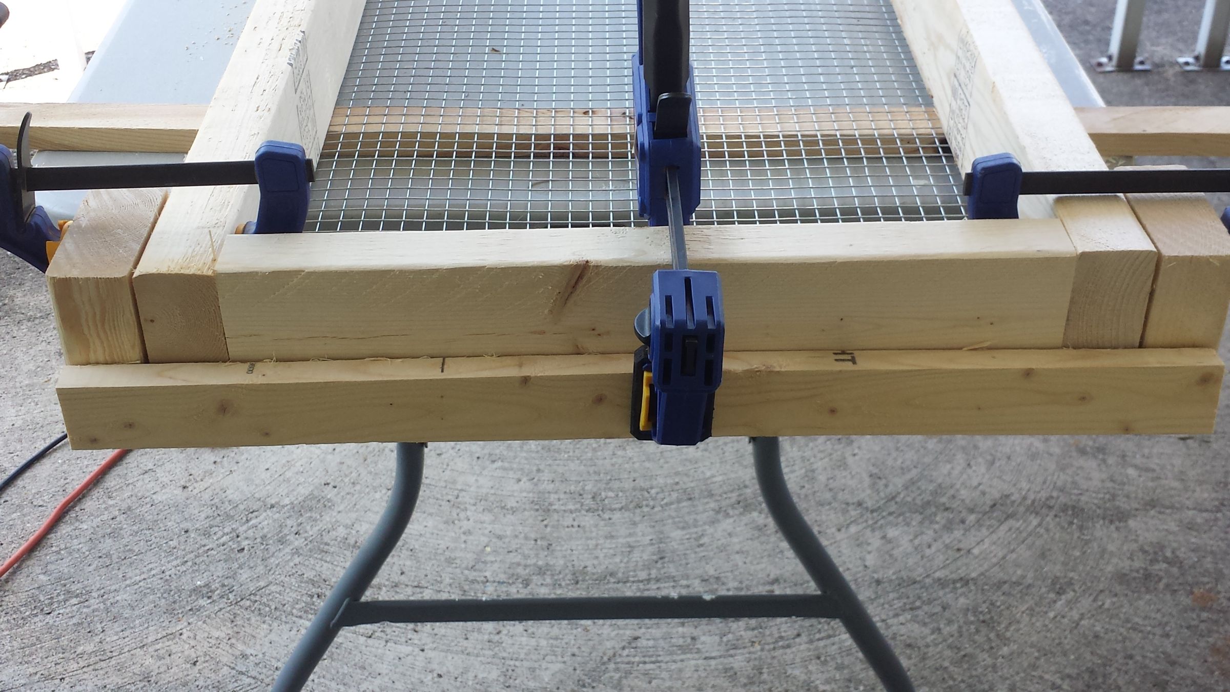 Greenhouse Growing Bench : 12 Steps (with Pictures) - Instructables