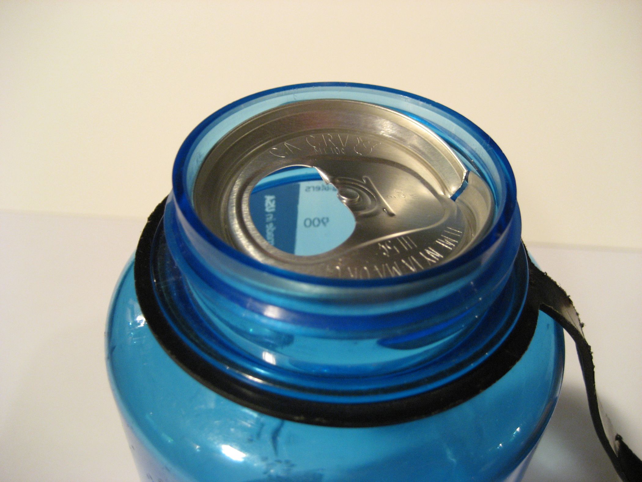 Drink Guard for Large-Mouth Bottle : 5 Steps - Instructables