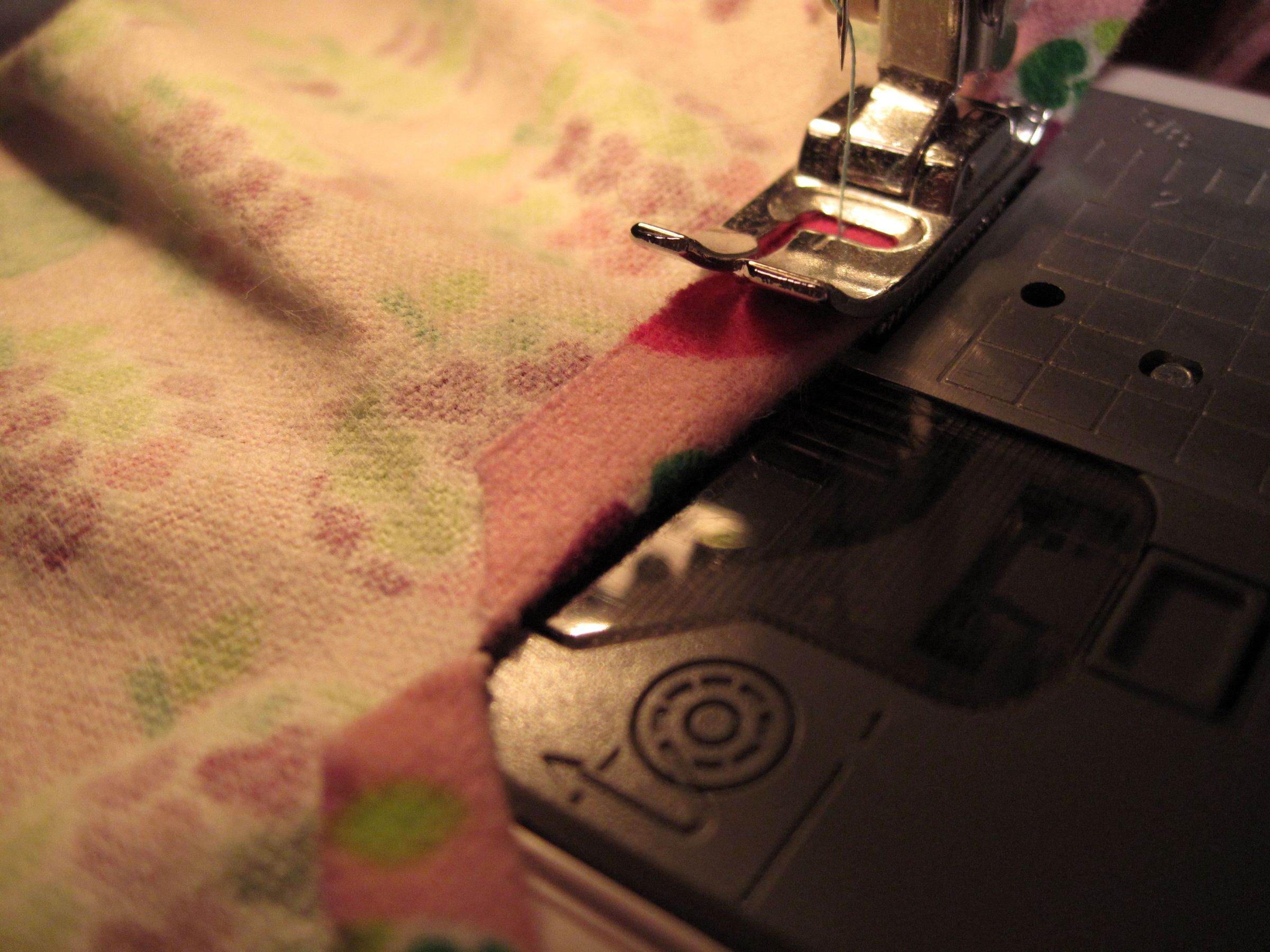 How to Sew a Hooded Scarf or Scoodie! : 8 Steps (with Pictures ...