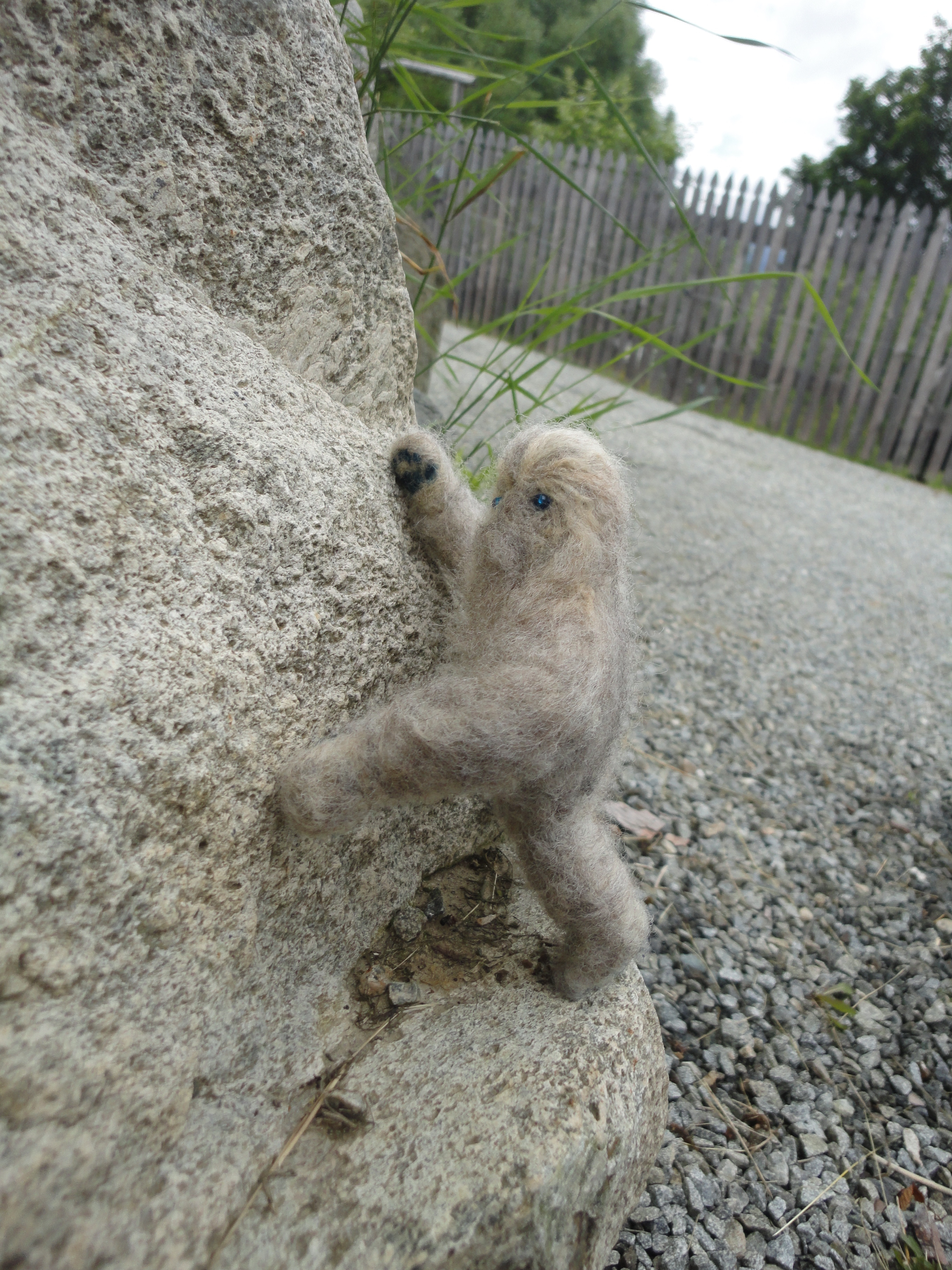 Needlefelting a Pocket Yeti / Ickabog : 7 Steps (with Pictures ...