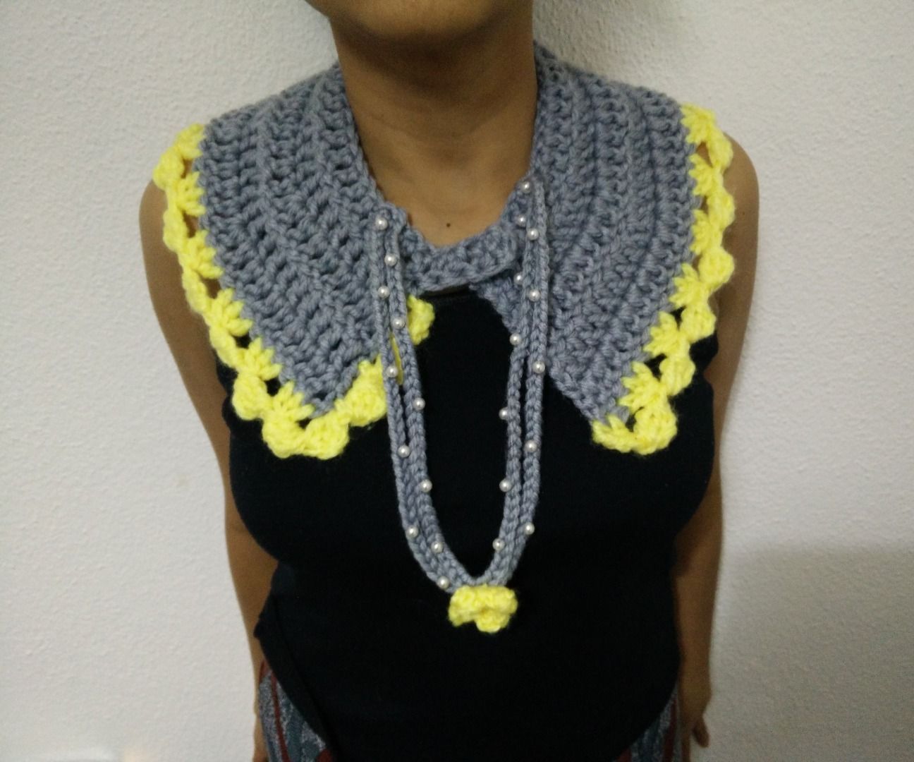 The Make-It-In-An-Hour Mini Shrug : 3 Steps - Instructables