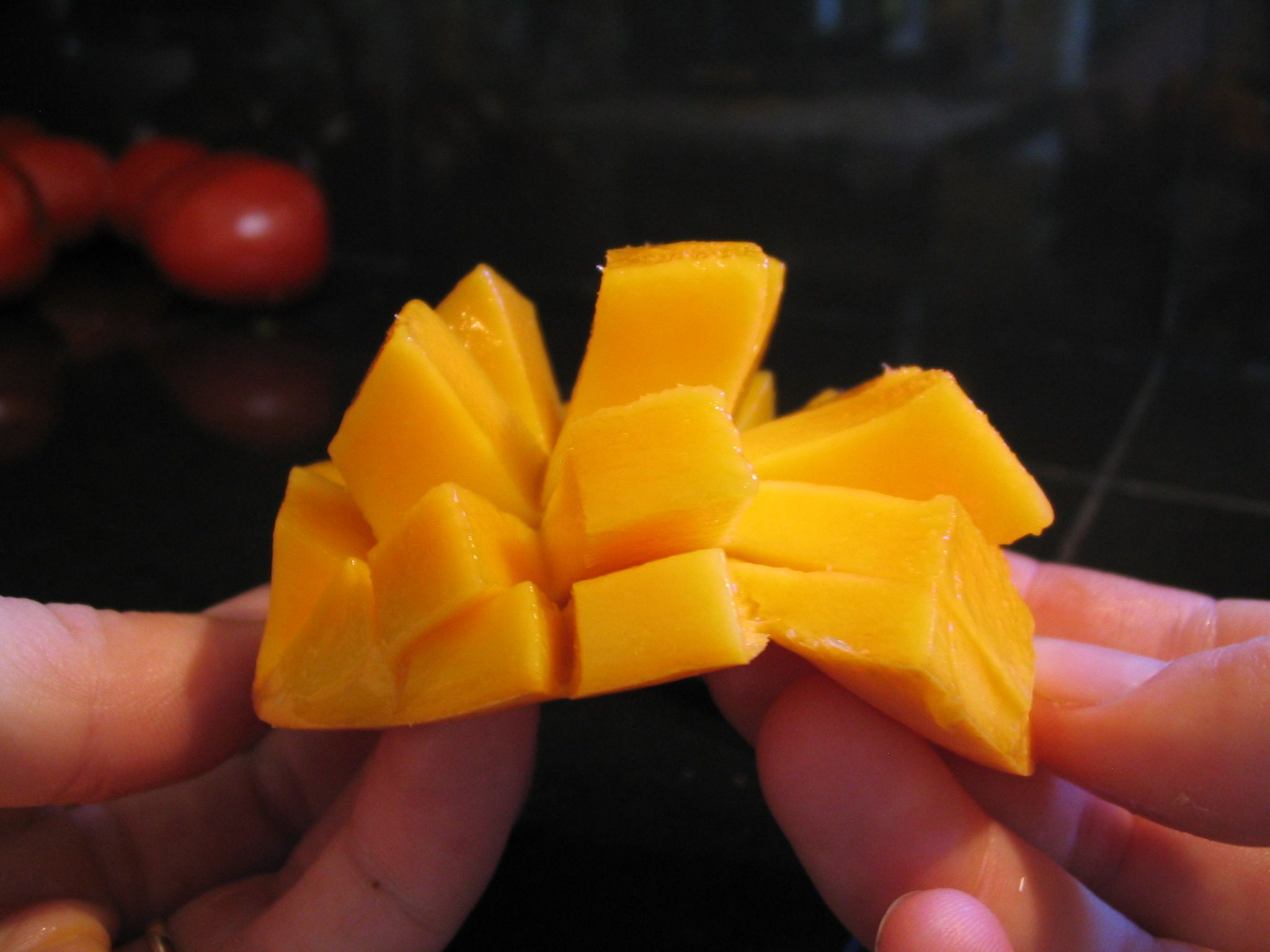 How to Cut a Mango : 5 Steps (with Pictures) - Instructables