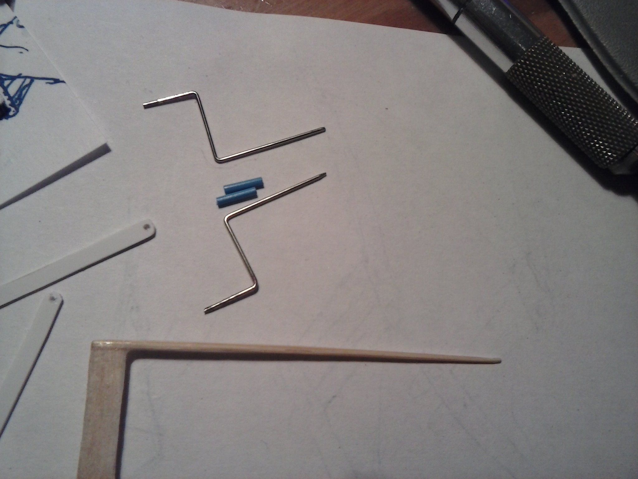 An Ornithopter : 3 Steps - Instructables