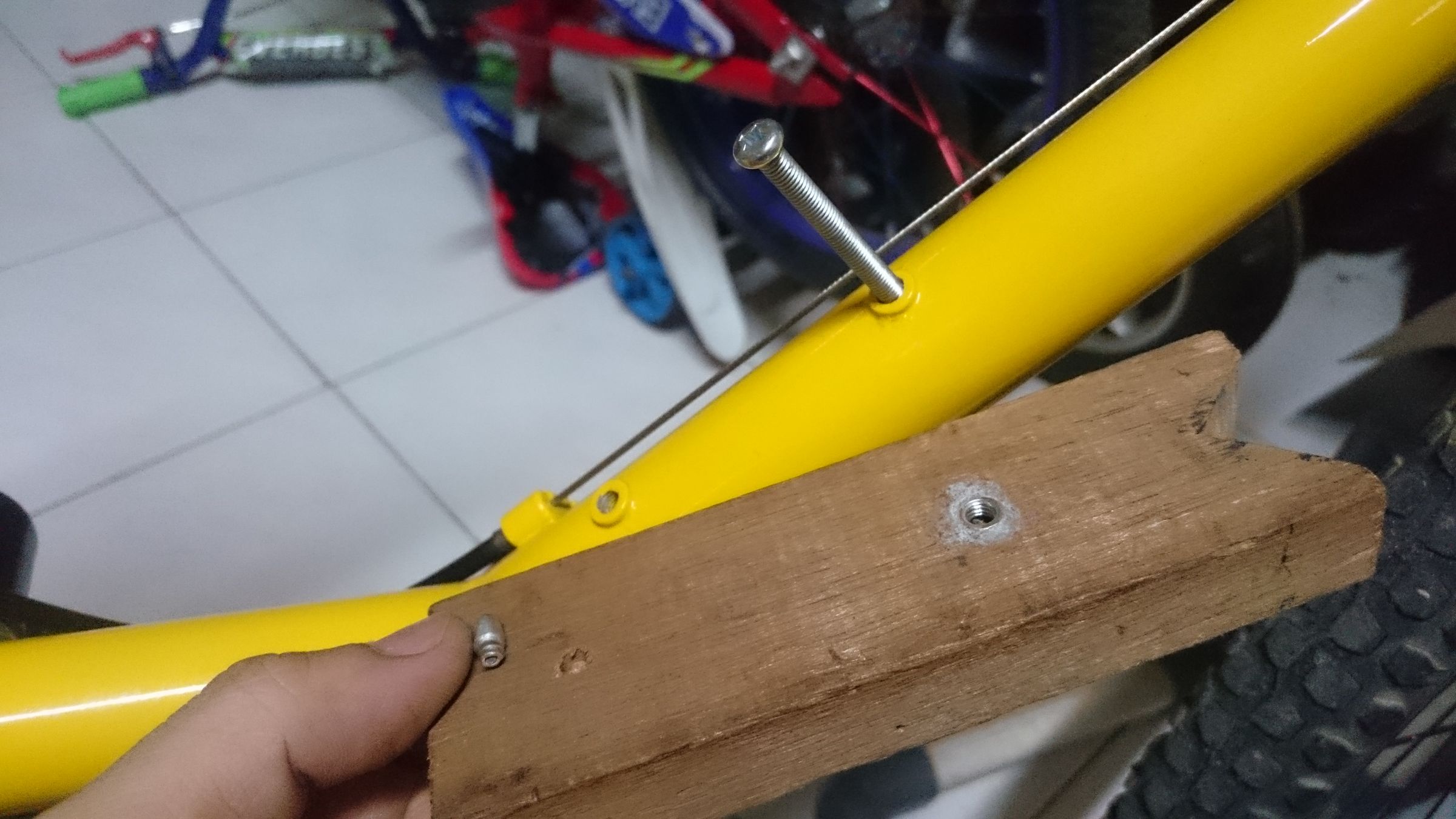 Grounded Bike Stand : 3 Steps - Instructables