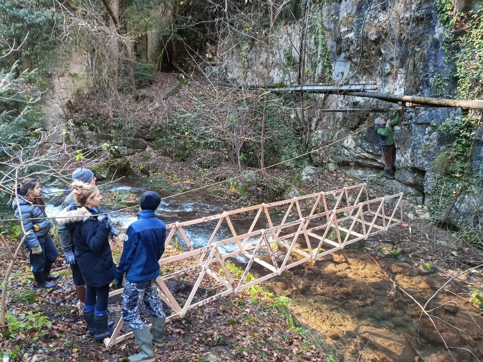 Backyard Truss Bridge : 9 Steps (with Pictures) - Instructables