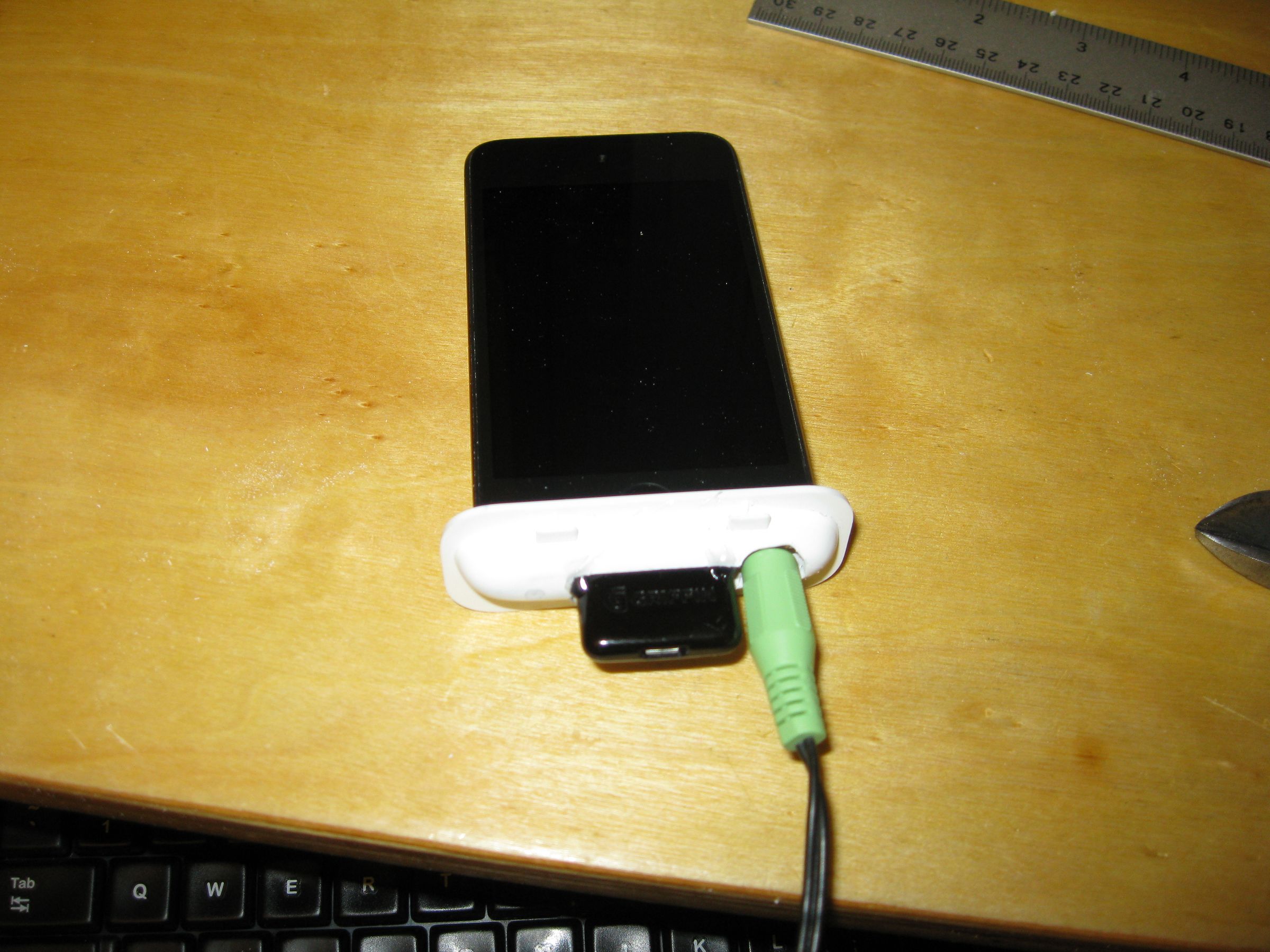 Laptop Speaker System With IPod Touch Dock : 5 Steps (with Pictures) - Instructables