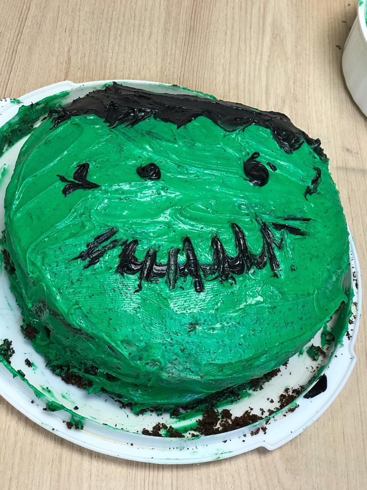 Frankenstein Halloween Cake : 4 Steps - Instructables