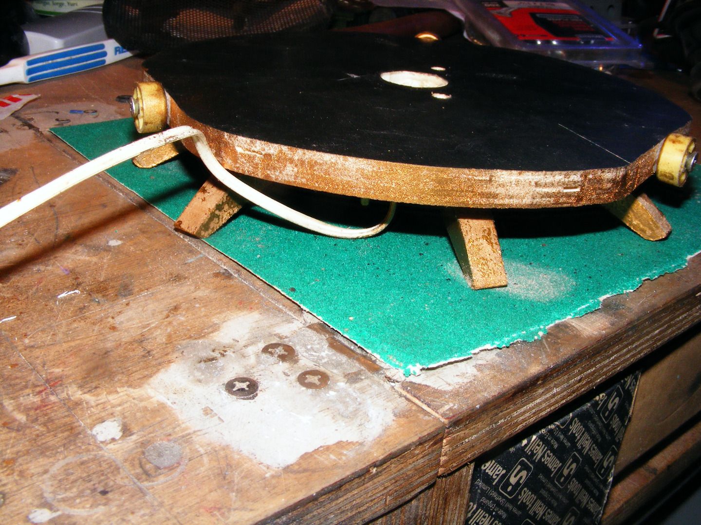Lazy Susan Motorized Robot Style : 14 Steps (with Pictures) - Instructables
