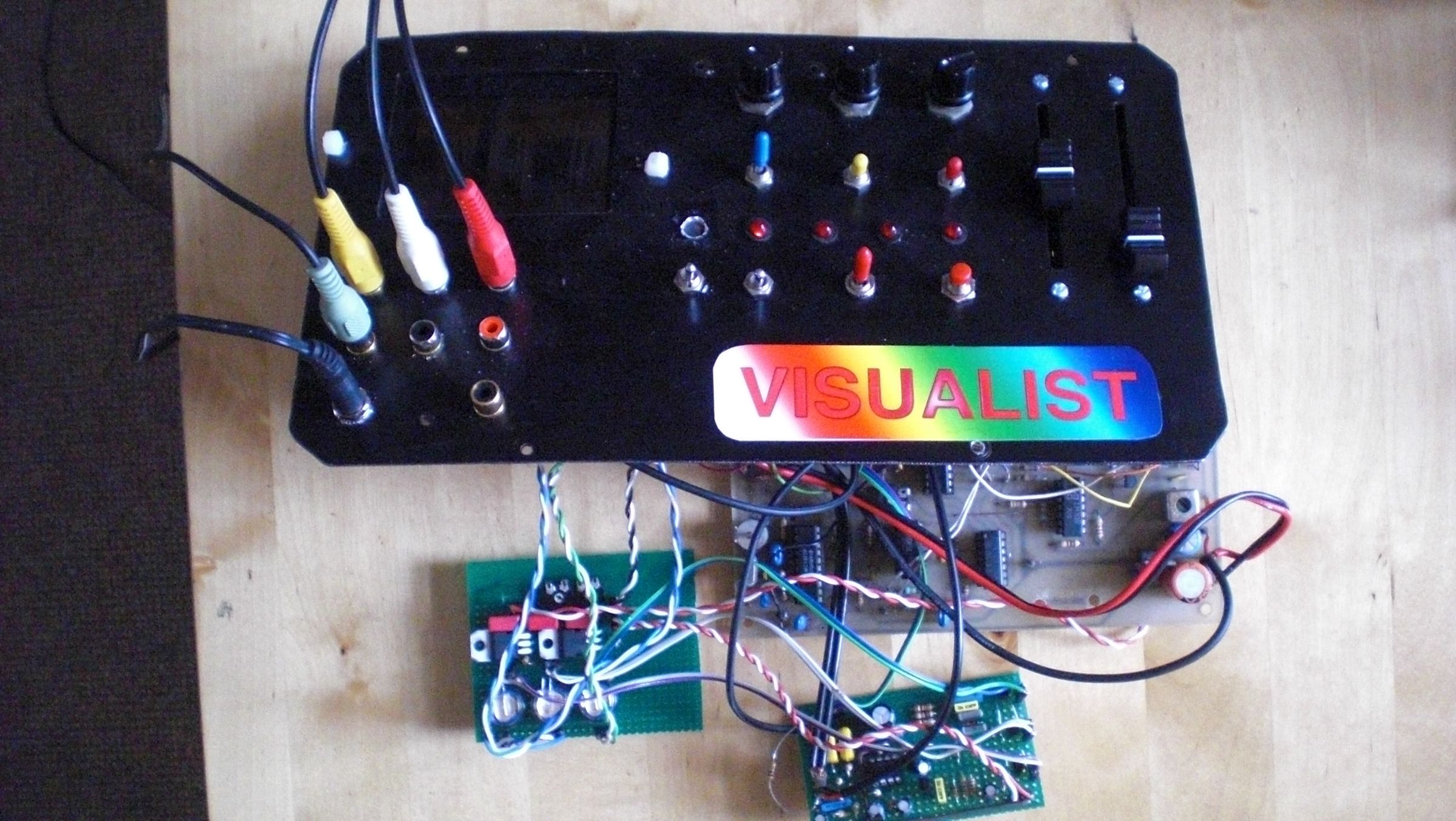 Visualist, 80's Analog Video Effects Controller : 5 Steps - Instructables
