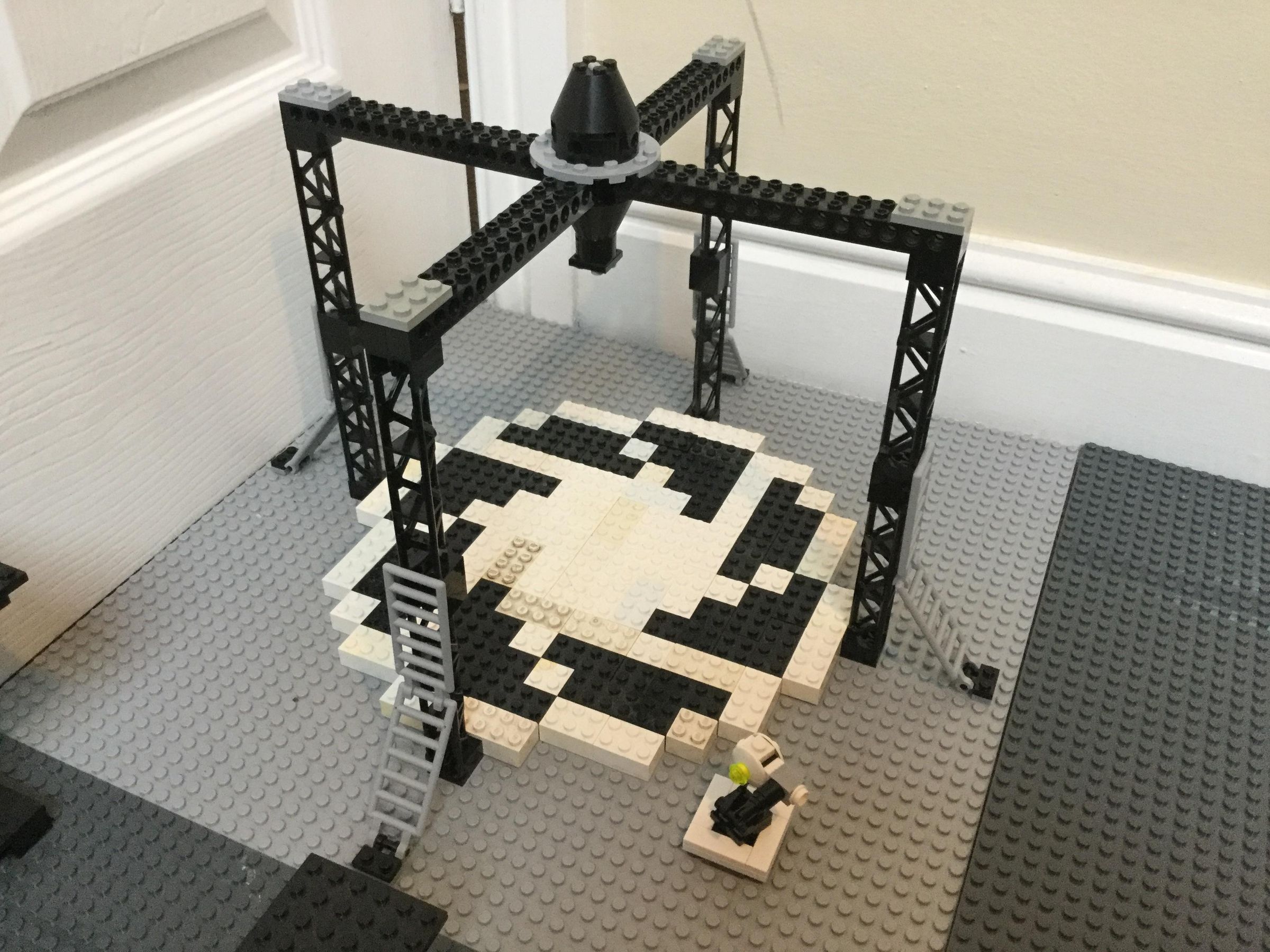 Lego Portal GLaDOS Frame (+Rocket Turret!) : 5 Steps - Instructables