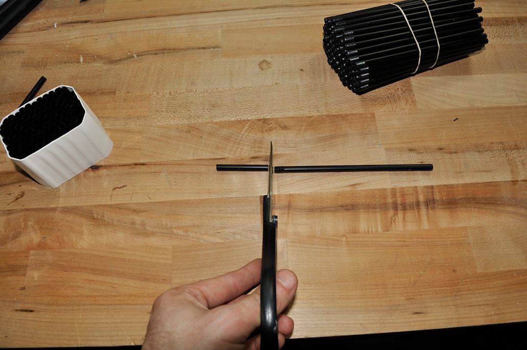 Black Straw Snoot : 4 Steps (with Pictures) - Instructables