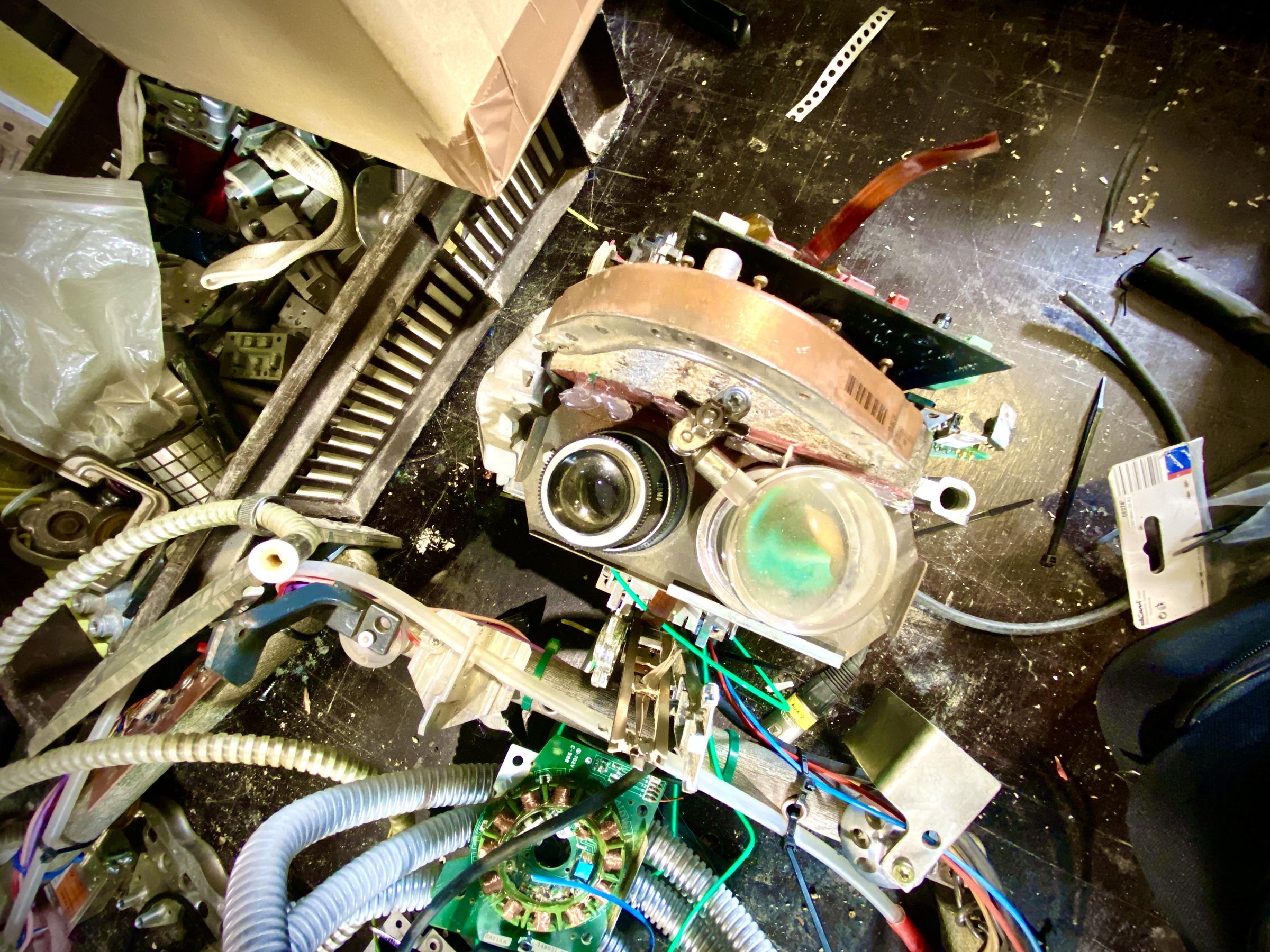 DIY Halloween Skeleton Droid / Dummy : 15 Steps (with Pictures ...