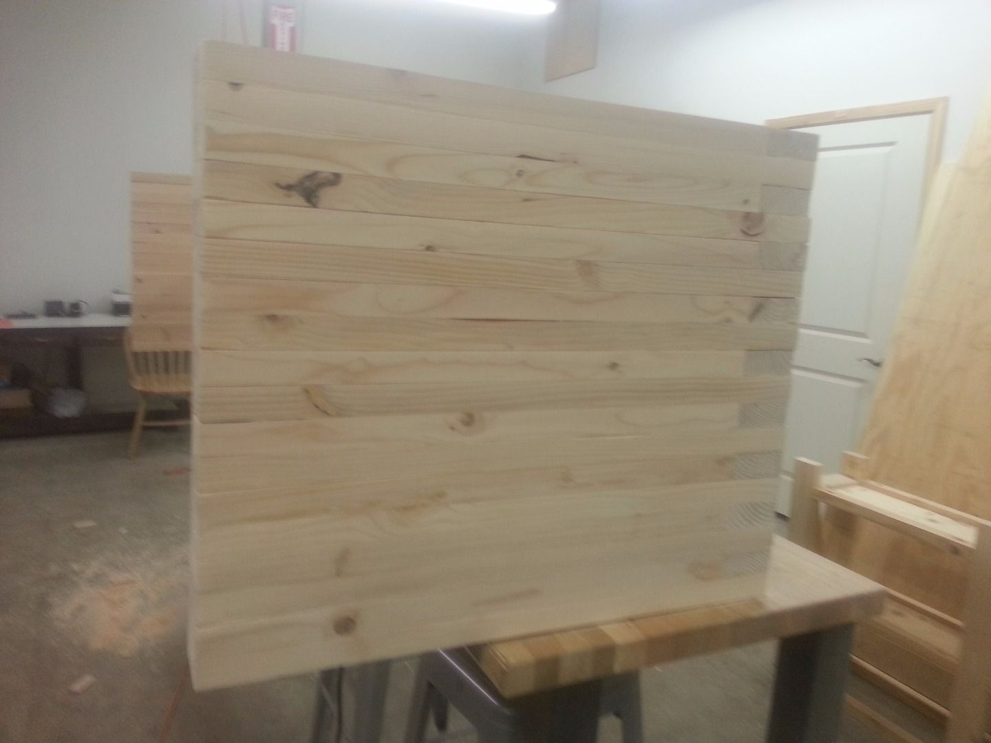 2x4 Desk 8ft Long! : 6 Steps - Instructables