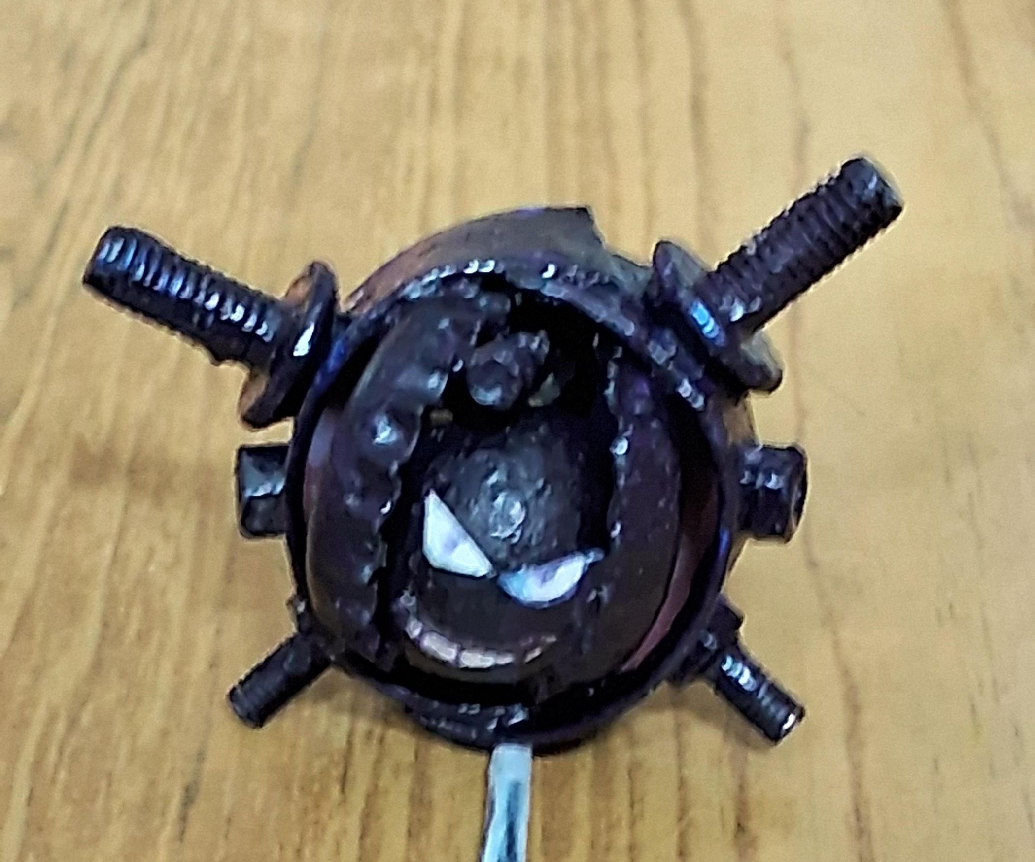 Metallic Mini Pokemon Cloyster : 5 Steps - Instructables