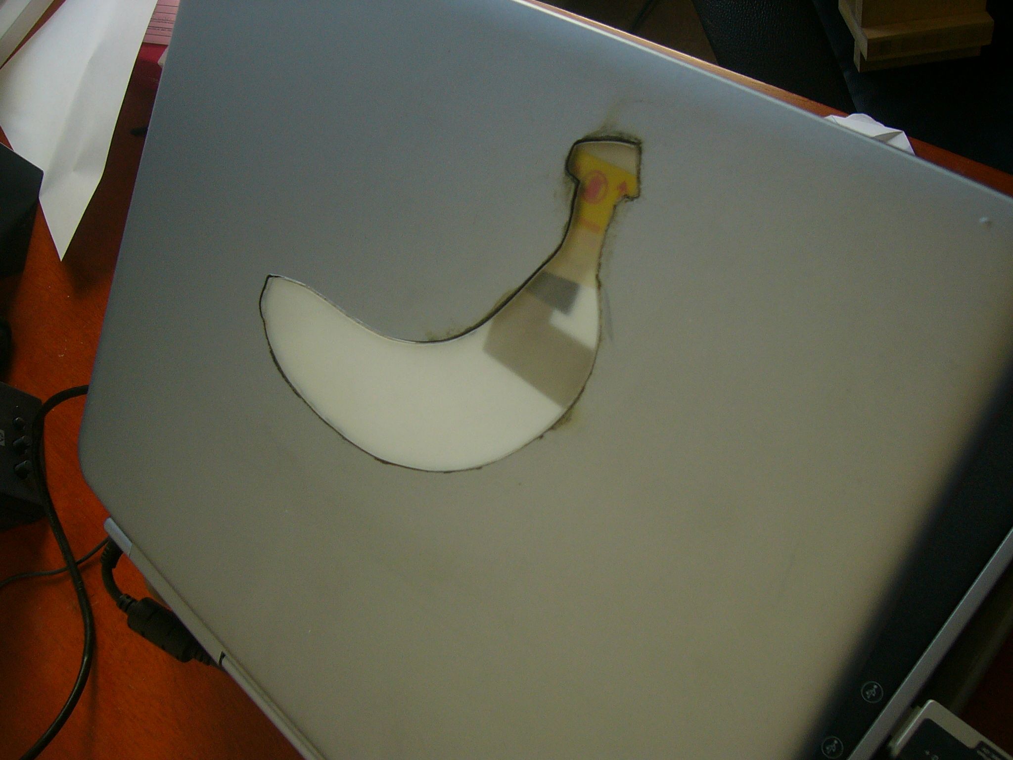 Banana PC - Custom Laptop Logo : 7 Steps (with Pictures) - Instructables