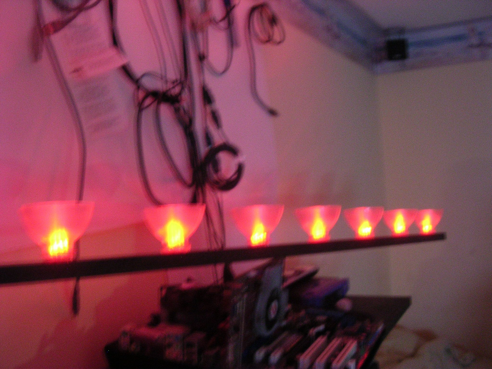 Water Bottle - Track Lighting, : 5 Steps - Instructables