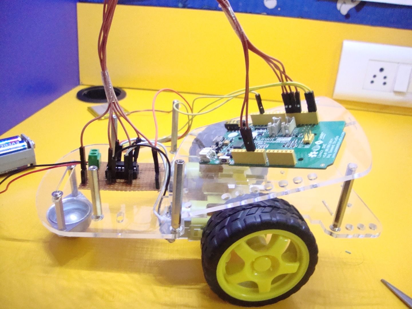 The Soccer Robot : 12 Steps (with Pictures) - Instructables