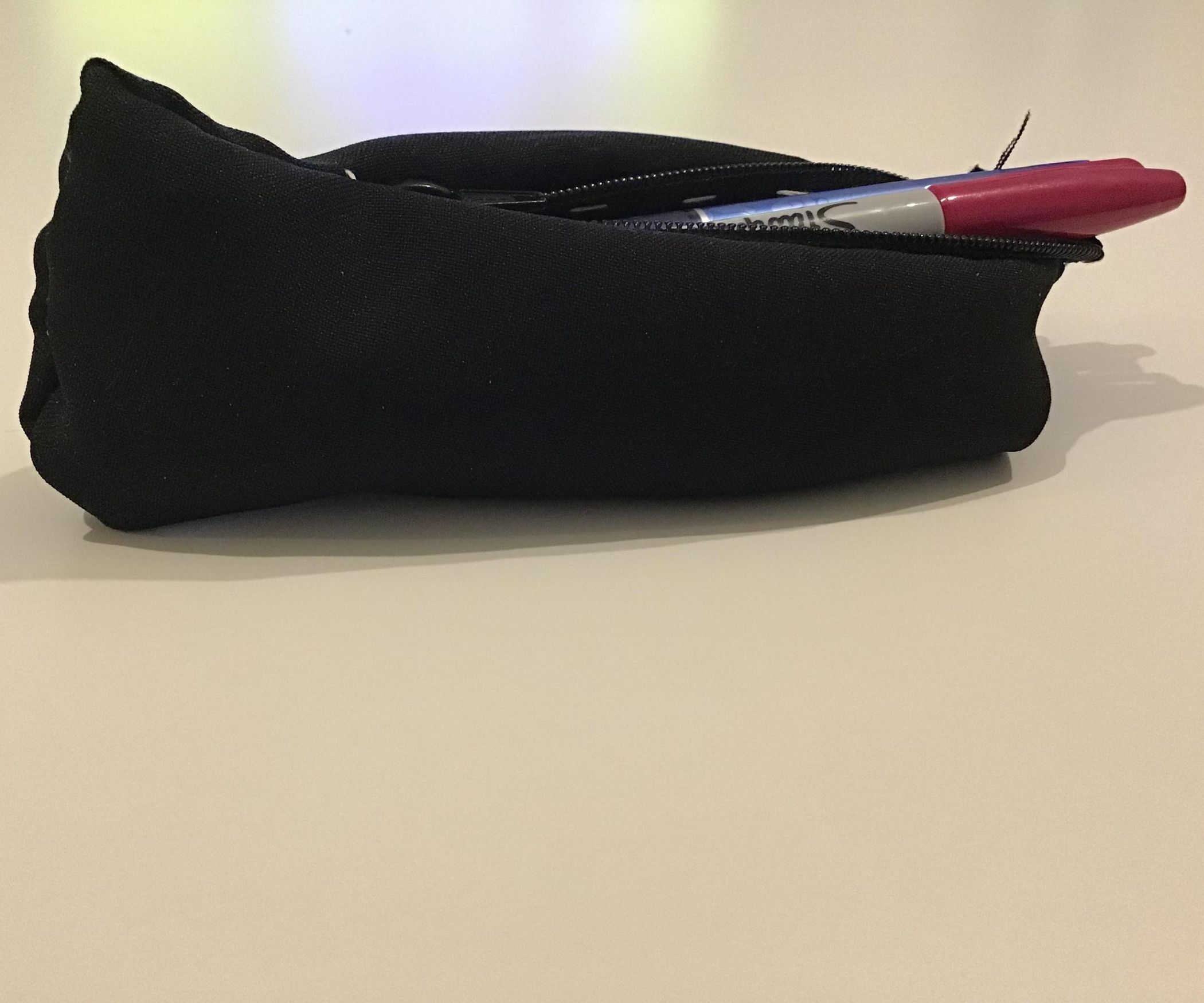 Pencil Case From Old Fabric : 4 Steps - Instructables