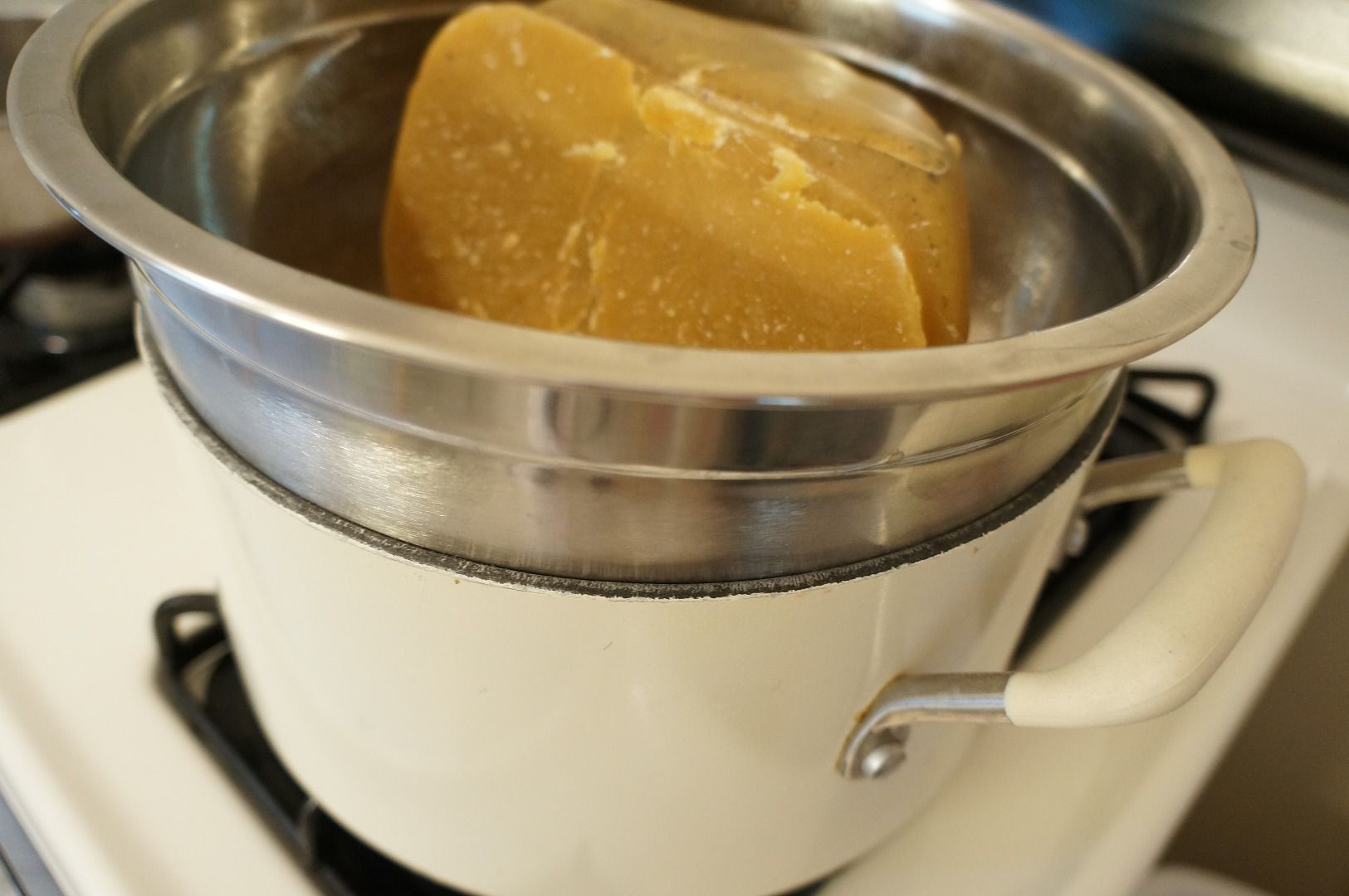 Hand and Foot Hot Wax Treatment : 10 Steps (with Pictures) - Instructables