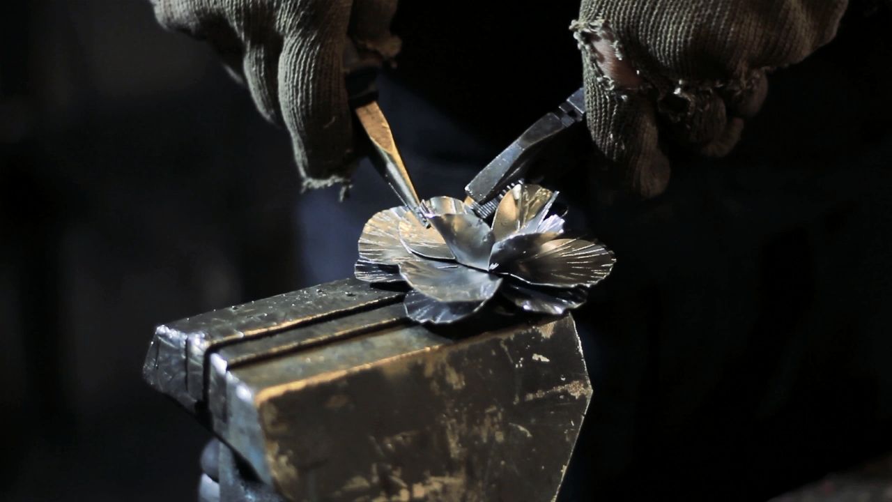 How to Make a Metal Rose Without Welding and Forging : 9 Steps (with ...