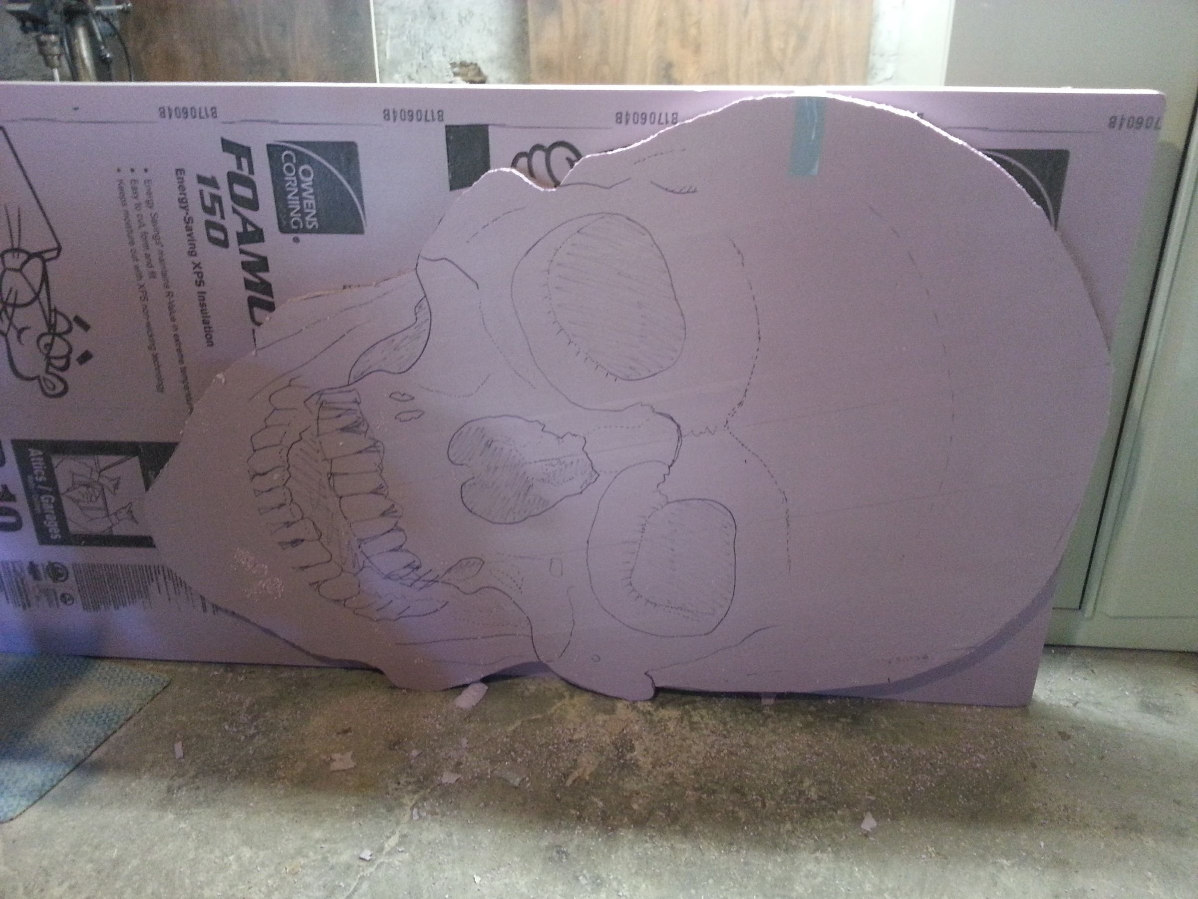 Giant Skeleton Halloween Decoration : 10 Steps (with Pictures ...