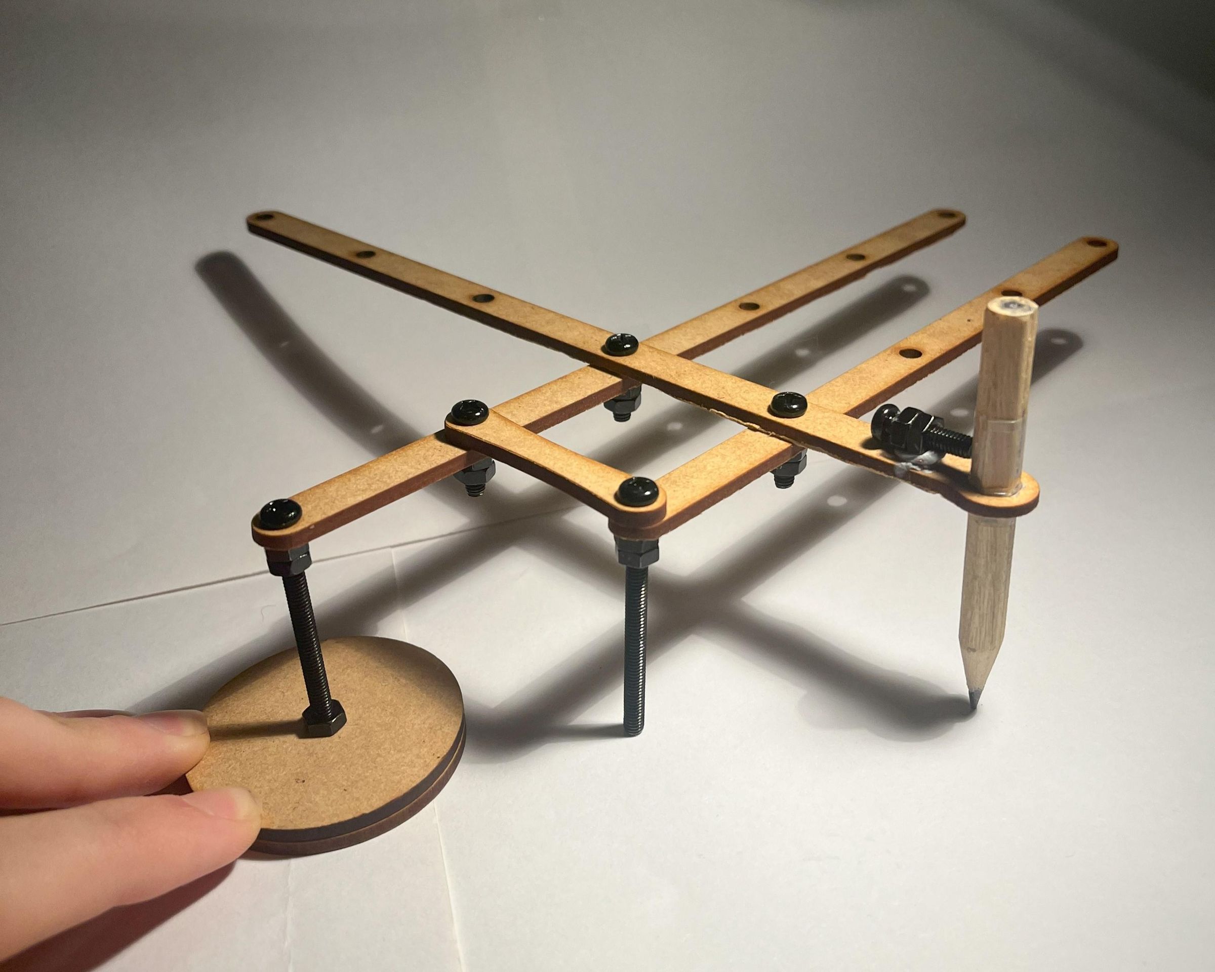 Desktop Pantograph for Text & Drawing : 11 Steps - Instructables