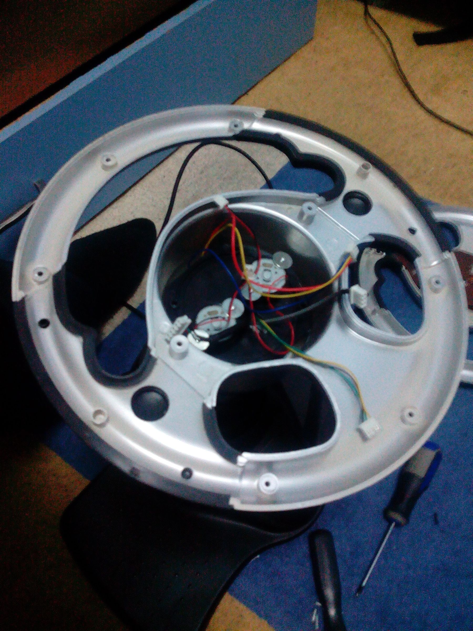 Pc Steering Wheel Mod Gembird : 4 Steps - Instructables