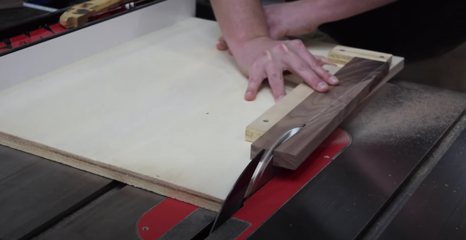 Modern C-Table : 8 Steps (with Pictures) - Instructables