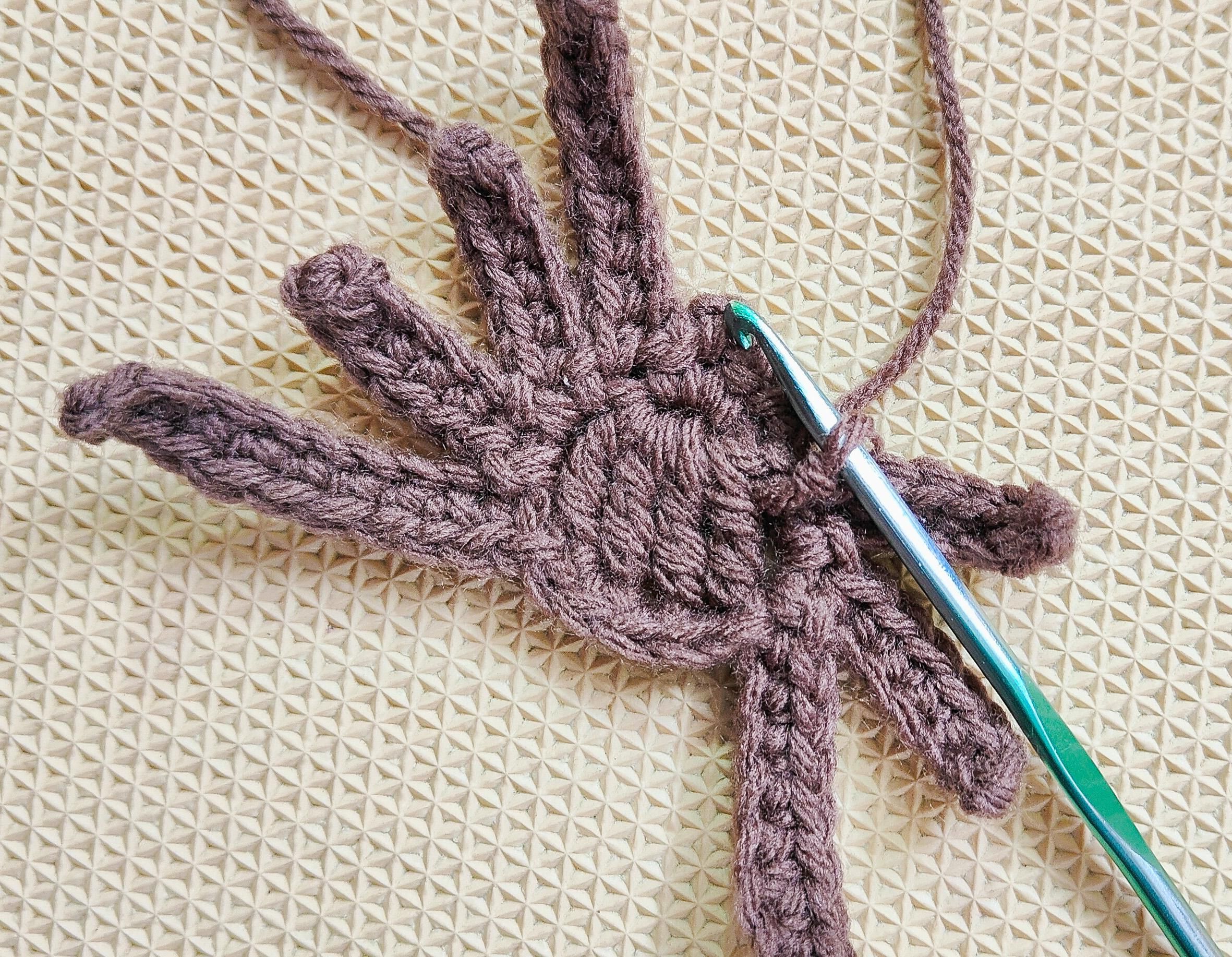 Easy Crochet Spider Applique Halloween Pattern : 4 Steps (with Pictures ...