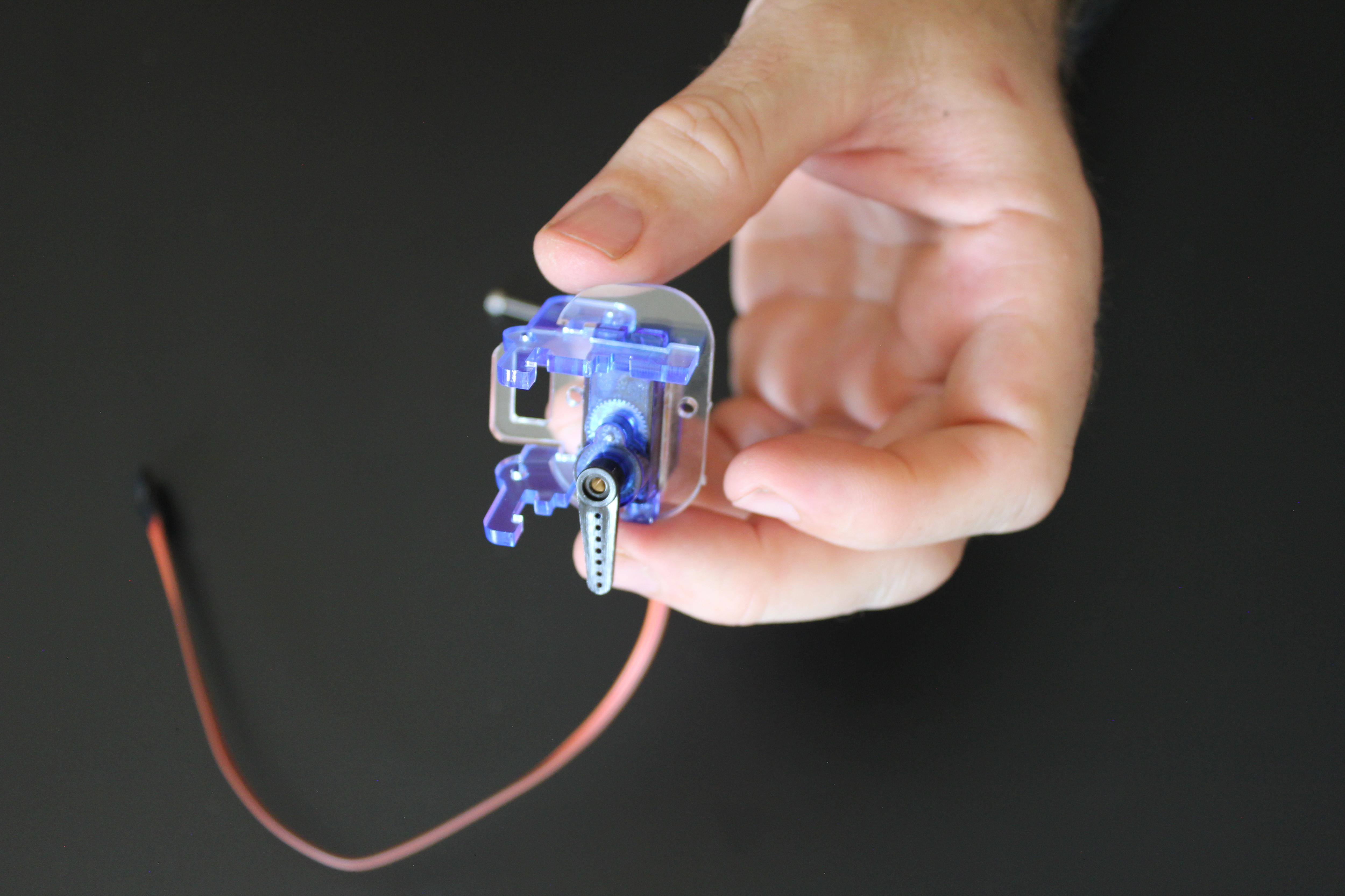 Pocket Sized Robot Arm - MeArm V3.0 - Small, Hackable, Open Source : 18 Steps (with Pictures ...